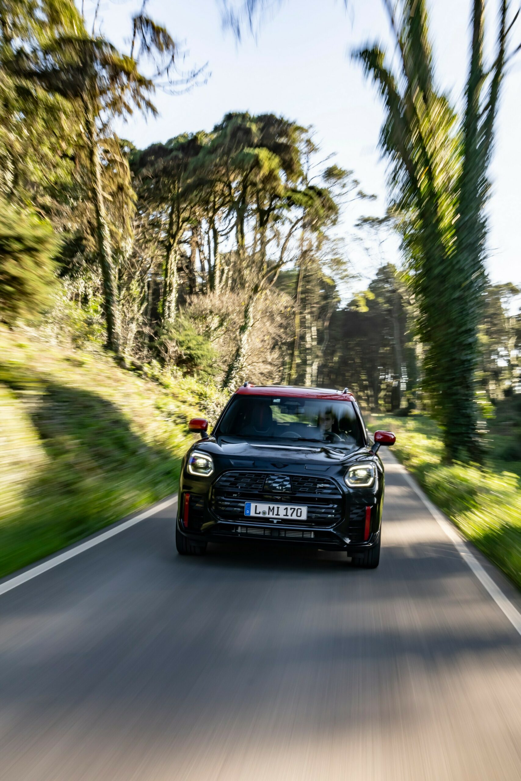 Mini’s New Electric Aceman SUV Poses Before Imminent Debut | Carscoops