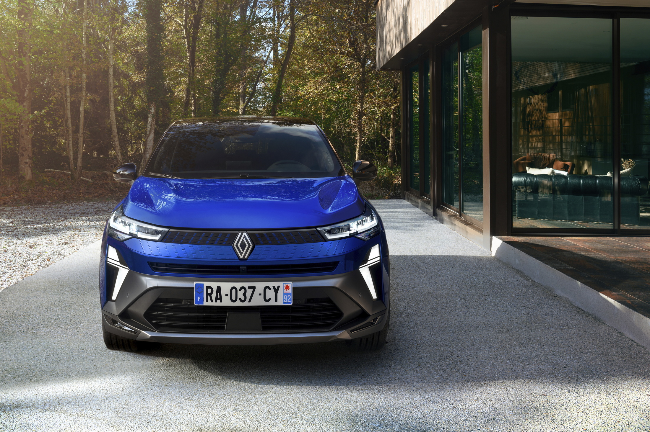 2024 Renault Captur Gains Fresh Looks And A New Esprit Alpine Trim ...