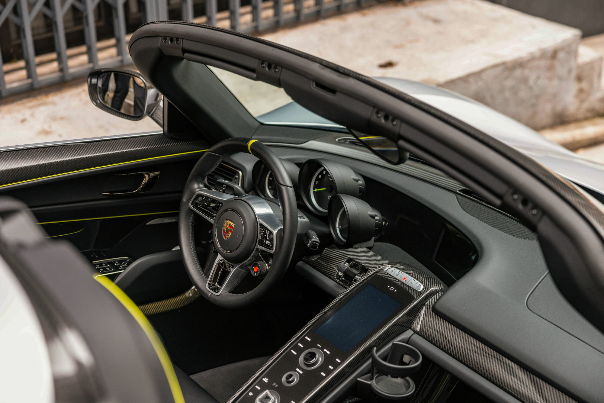 As Good As New Porsche 918 Spyder With Just 43 Miles Could Fetch $2 ...
