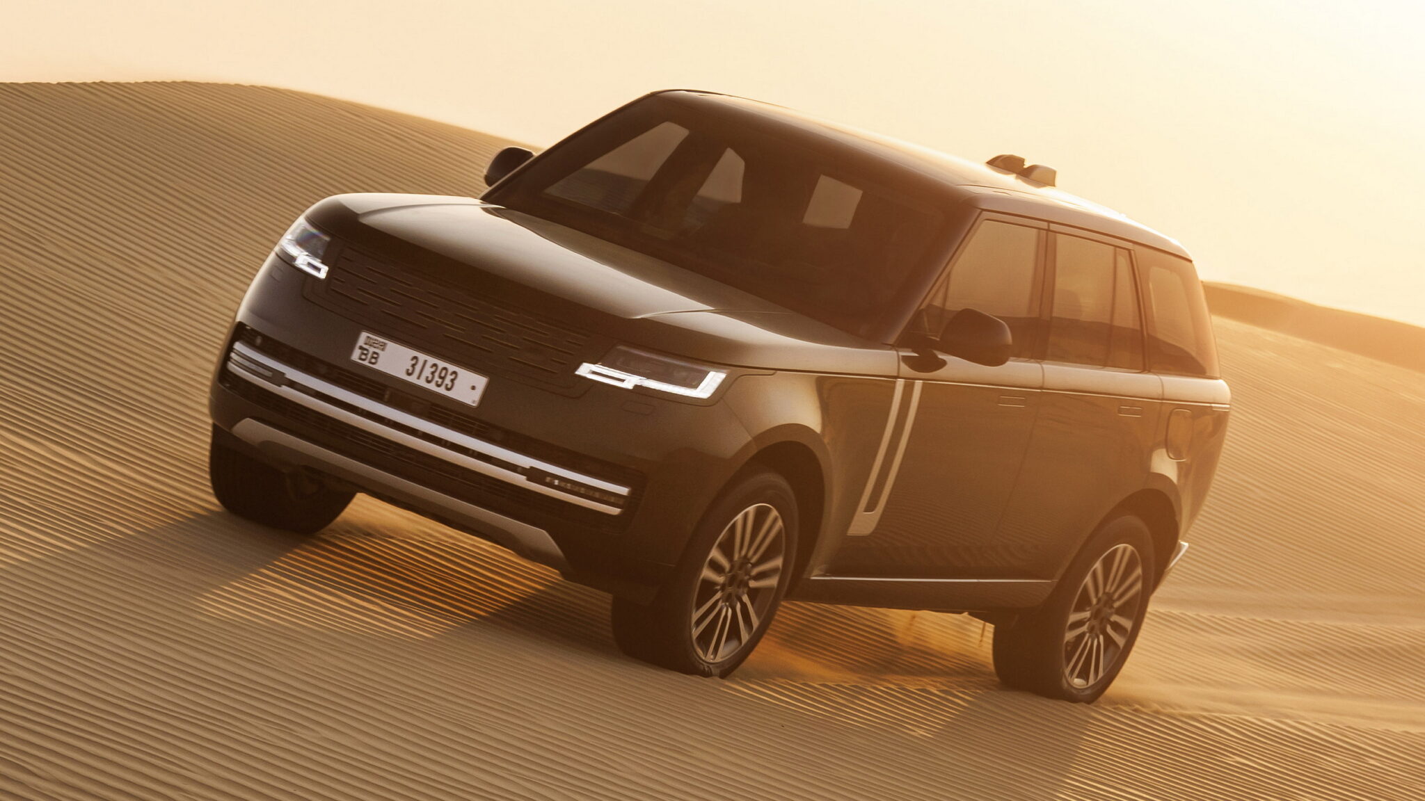 Range Rover Electric Tested In Extreme Conditions Ahead Of 2025 Debut ...