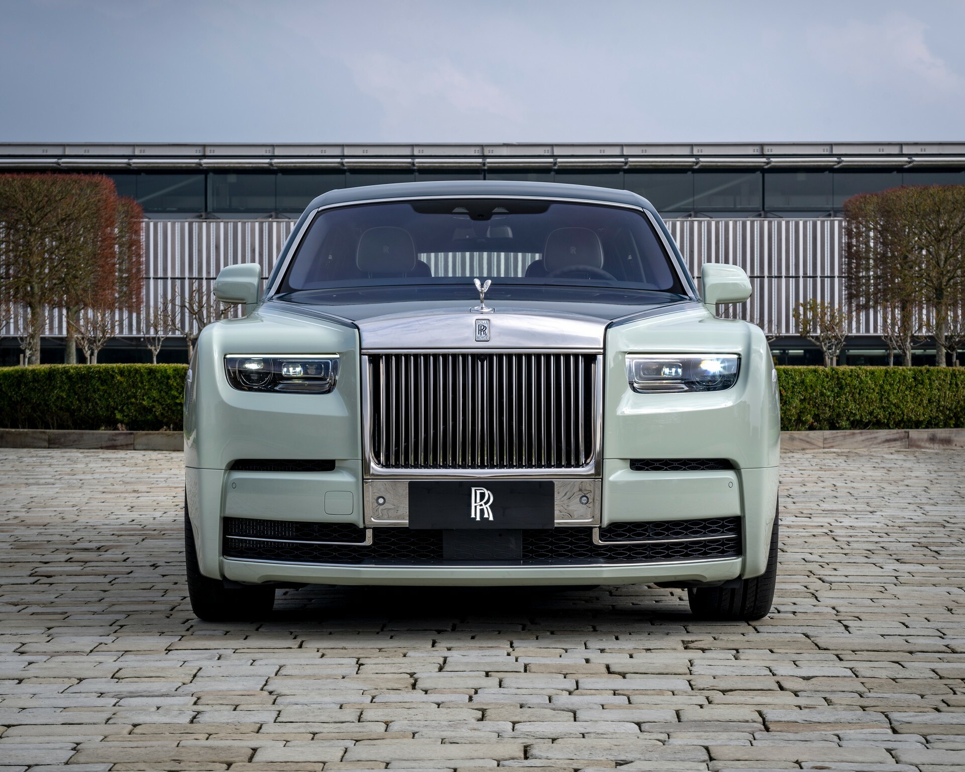 Rolls-Royce Runs Wild With Spirit Of Expression Collection | Carscoops