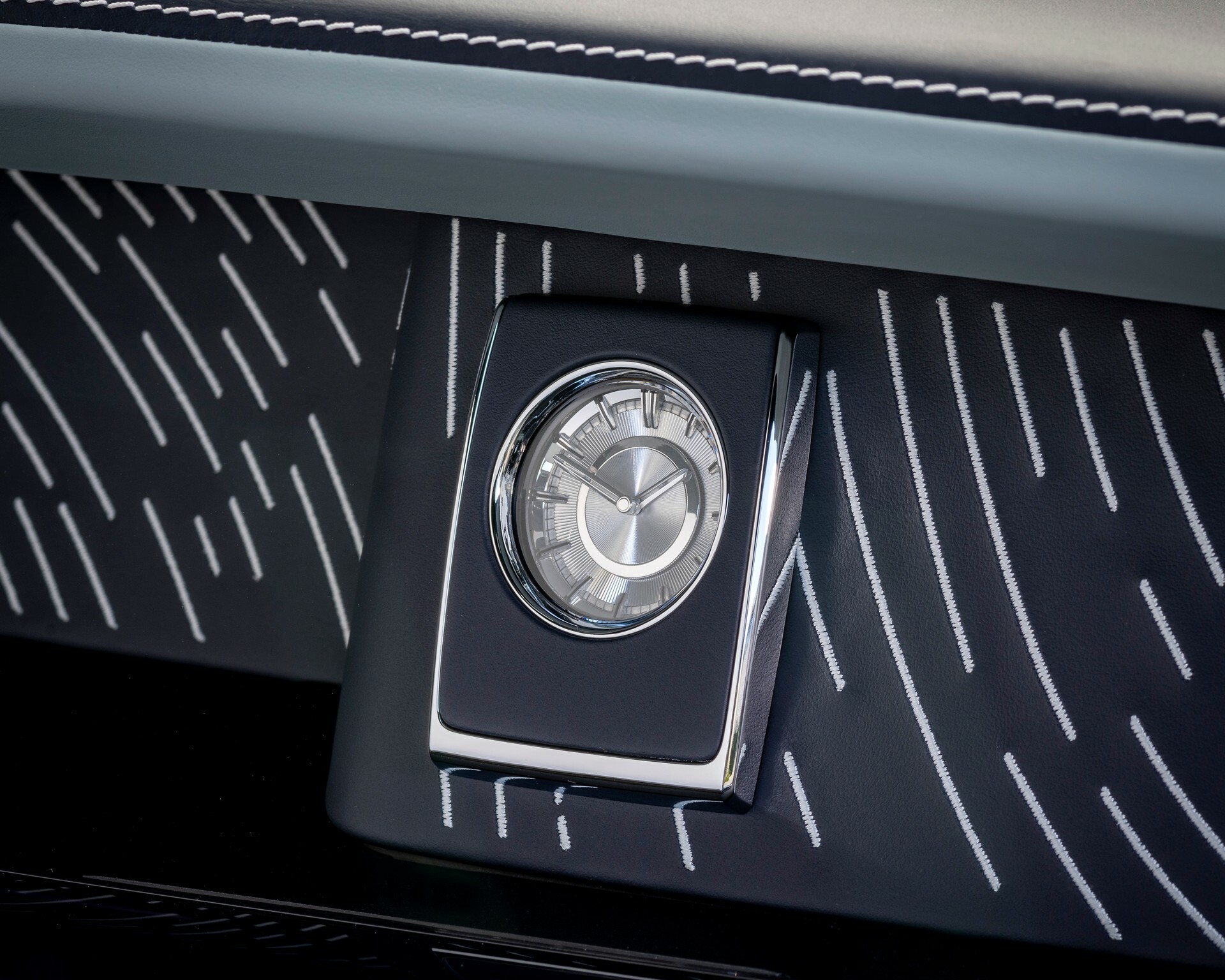 Rolls-Royce Runs Wild With Spirit Of Expression Collection | Carscoops