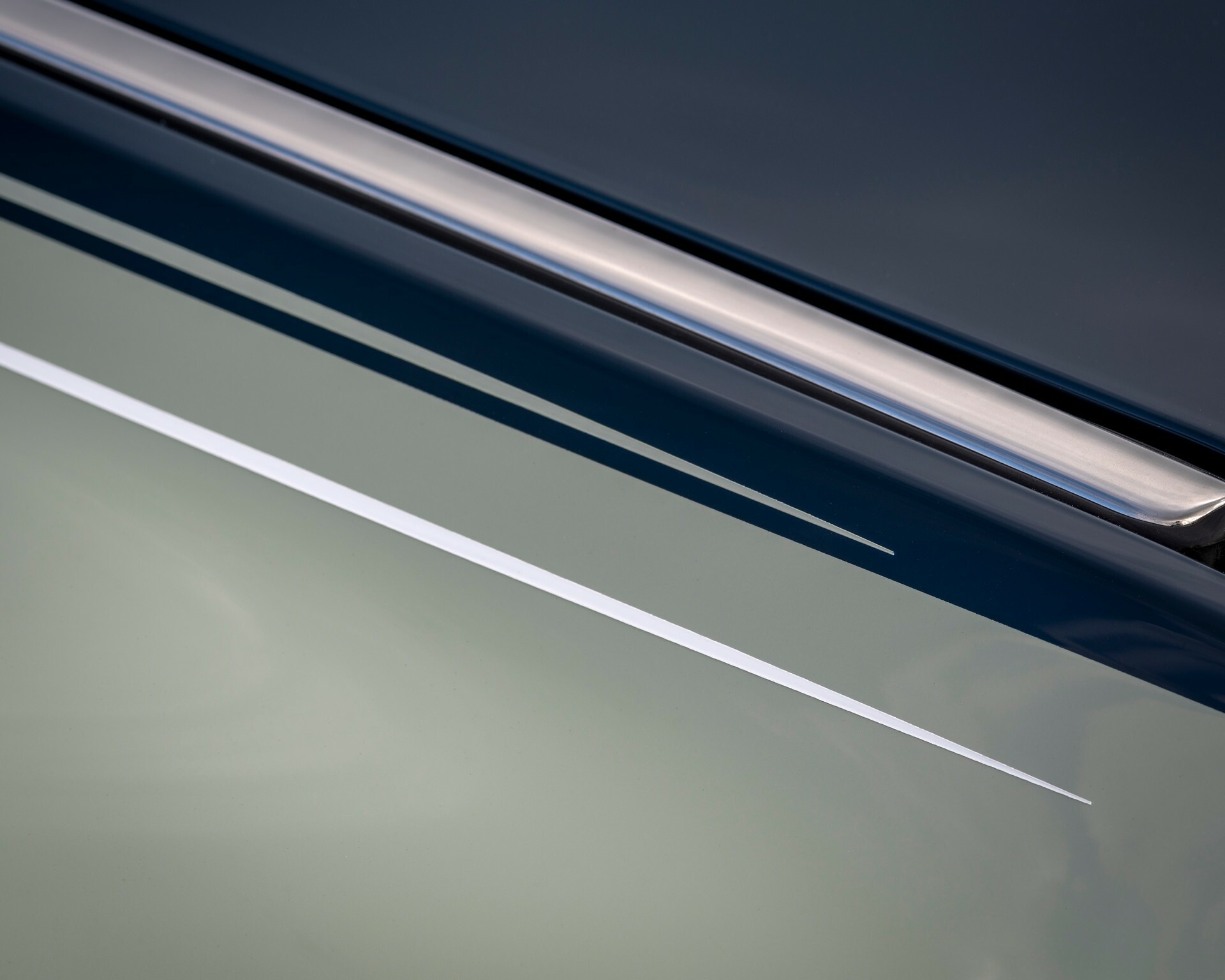 Rolls-Royce Runs Wild With Spirit Of Expression Collection | Carscoops