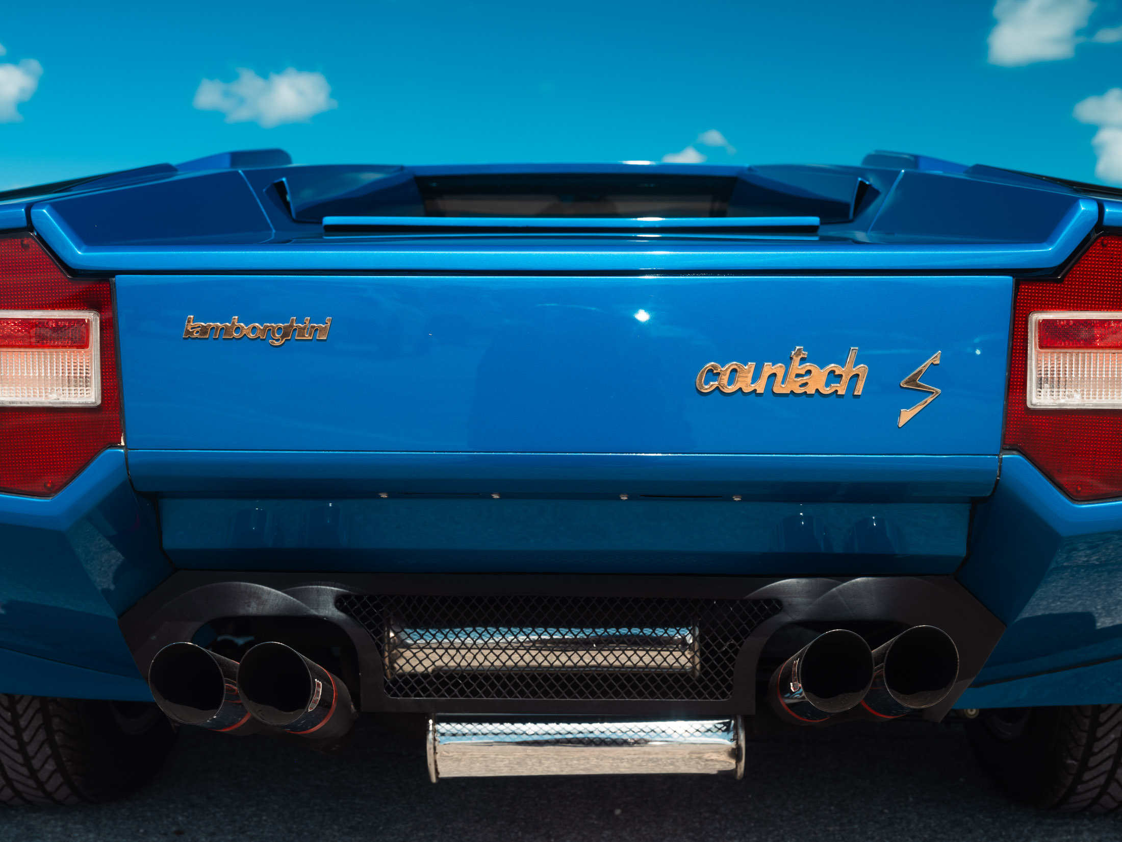 Rare 1981 Lamborghini Countach LP400 S Is All Wheelarches And No Wing ...