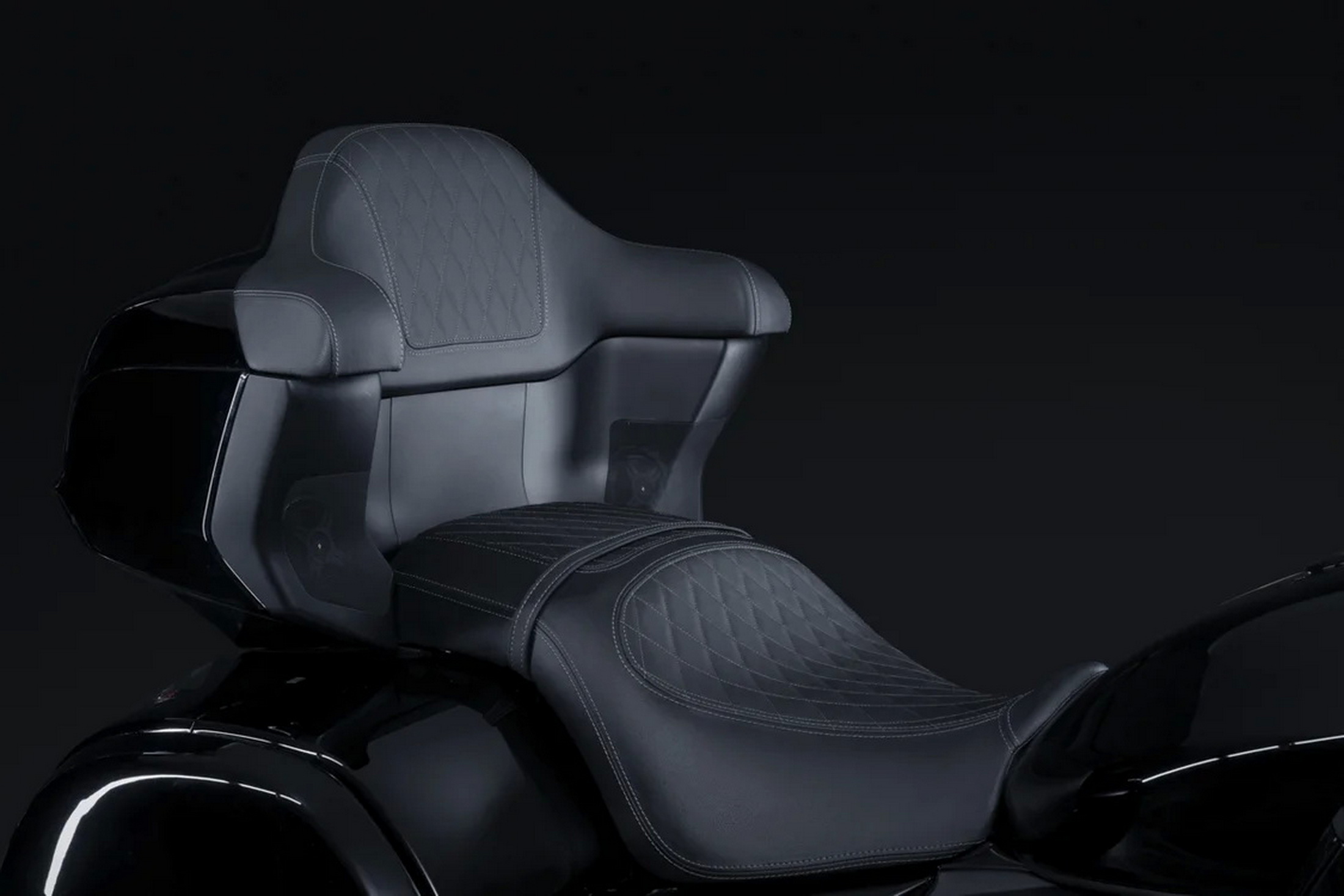 Great Wall’s 8-Cylinder Souo Motorcycle Is Flat-Out Crazy, But Also ...