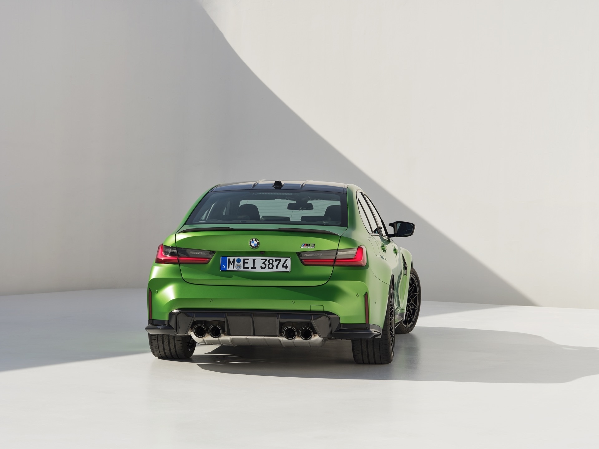 2025 BMW M3 Facelift Cuts Physical Controls, Boosts Competition Power ...