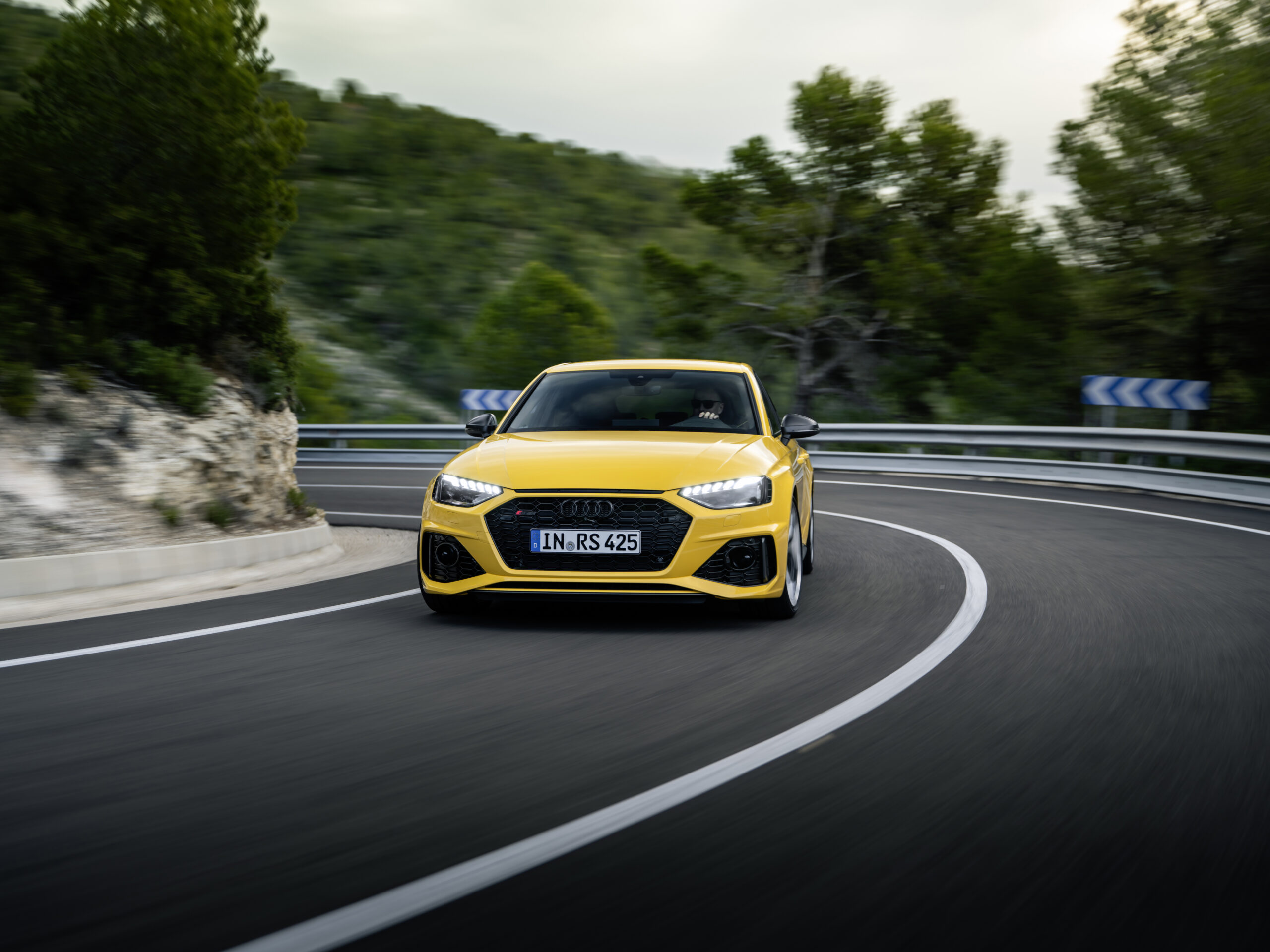 Audi RS4 Avant Edition 25 Years Says Goodbye With Power And Chassis ...