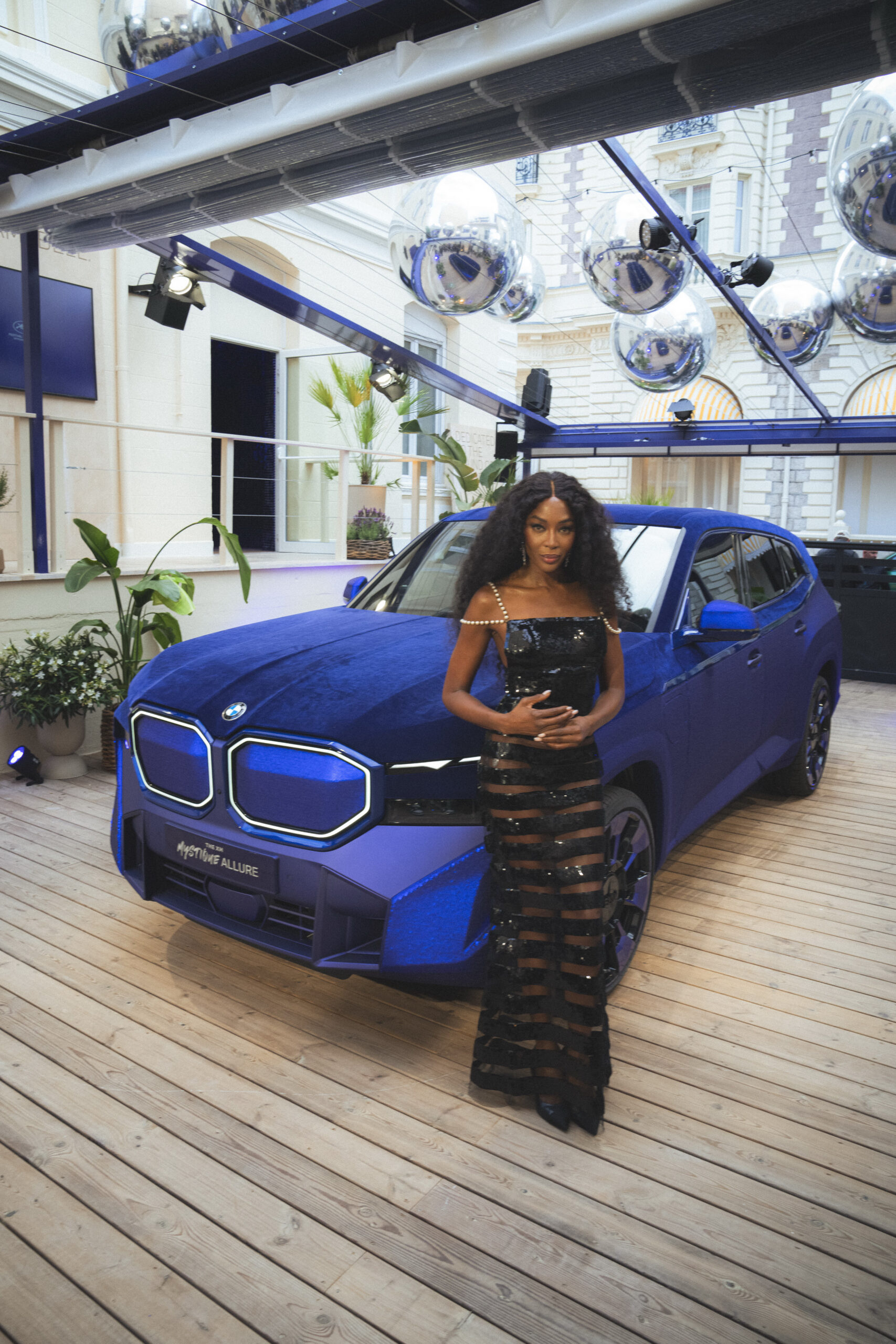 BMW’s Velvety XM Mystique Allure Just Wants To Be Cuddled | Carscoops