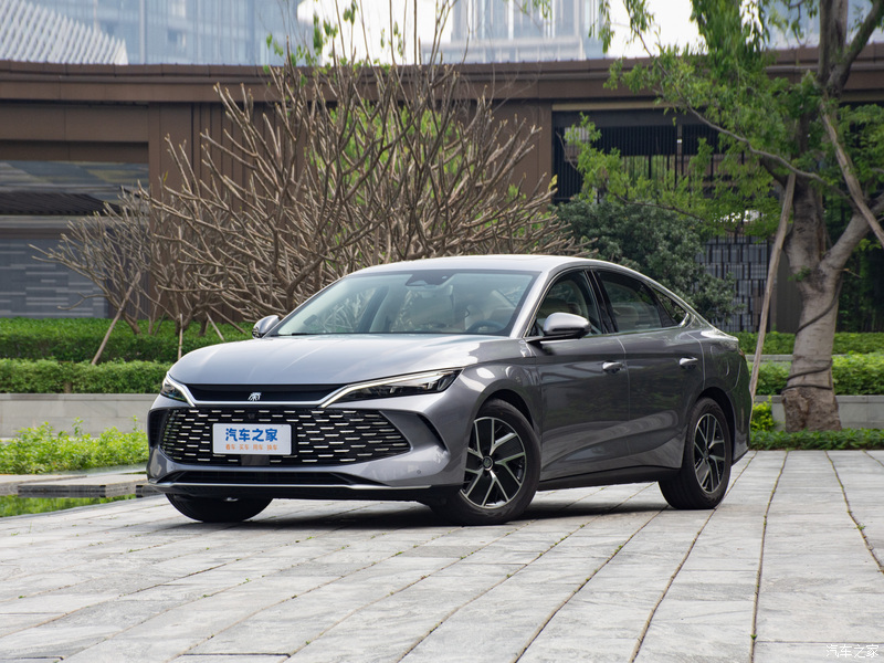 BYD’s New PHEV Models Can Travel Over 1,300 Miles Without Stopping ...