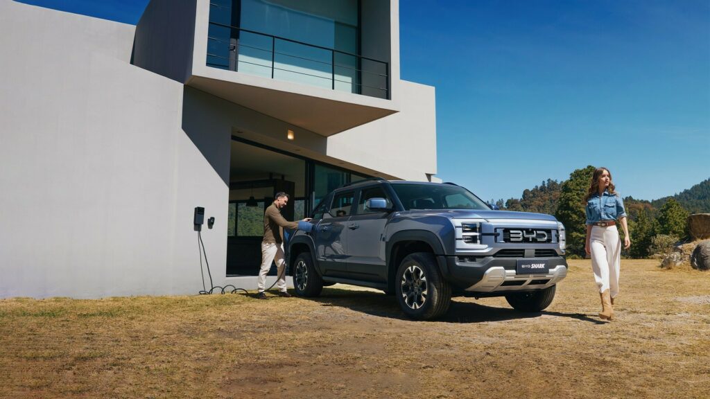 BYD Shark PHEV Pickup Debuts In Mexico, Combines 430+ HP With A Karaoke ...