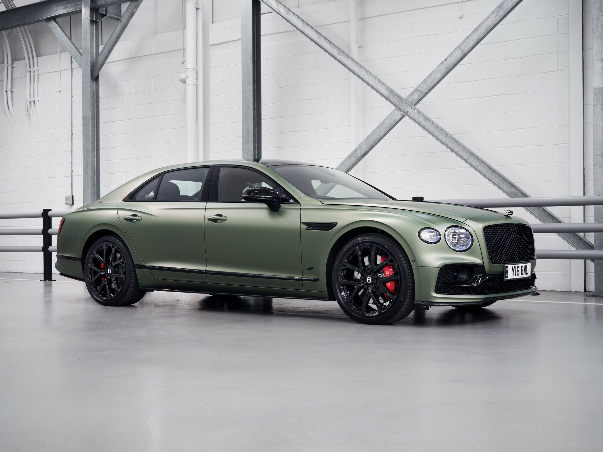 55-Hour Satin Paint Job? Bentley Knows Their Rich Clients Can Afford To ...
