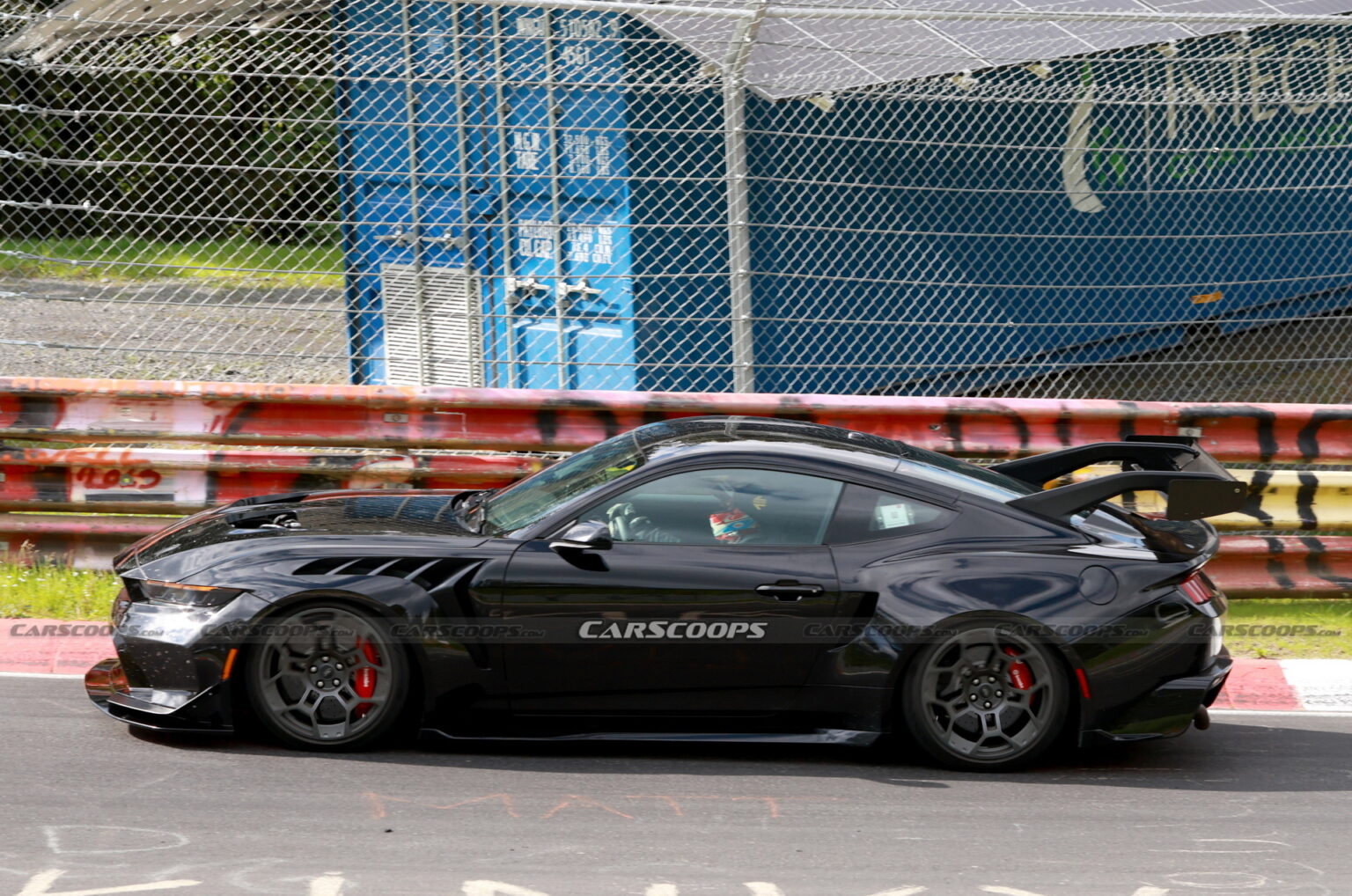Ford Mustang GTD Warms Up For Sub-7-Minute Nurburgring Lap Attempt ...
