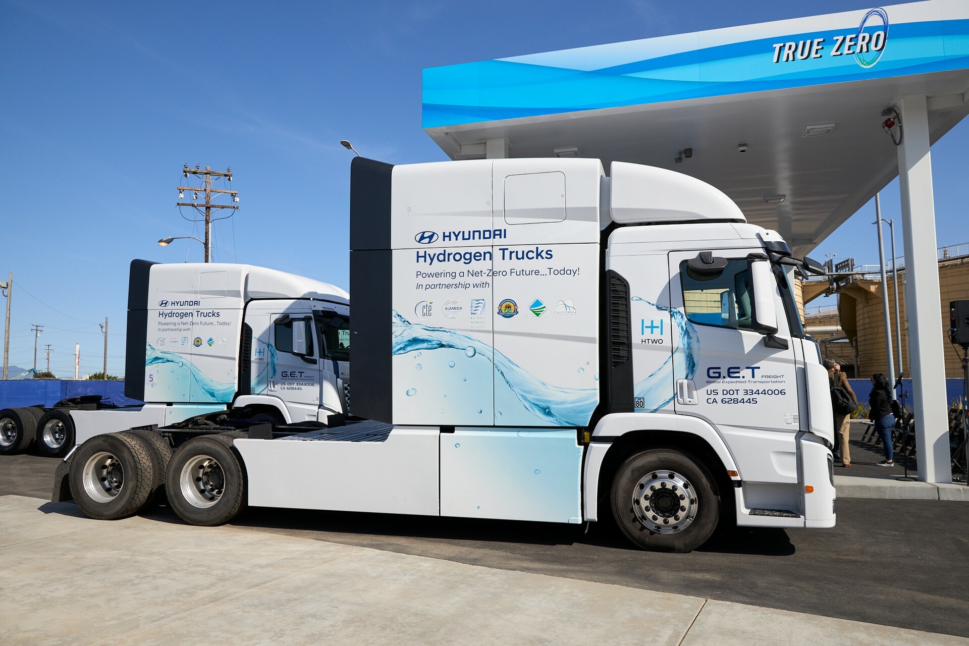 Hyundai Expands Hydrogen Fuel Cell Truck Fleet Across California ...