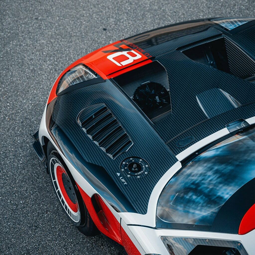 Lynx Motors Brings DeLorean And Ford GT Back From The Future With An ...