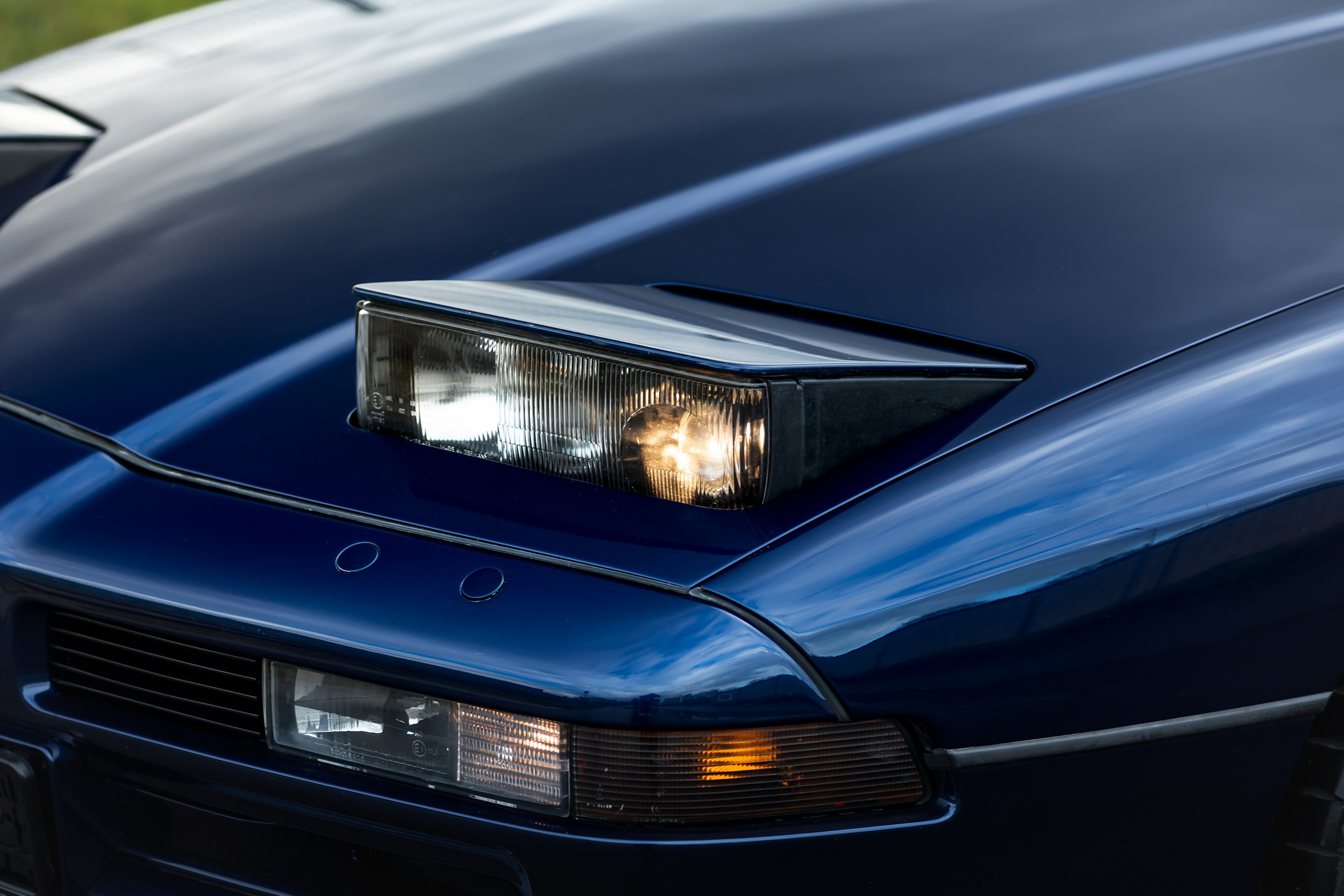 Manhart Makes The E31 BMW 8-Series Great Again With E39 M5 V8 Manual ...