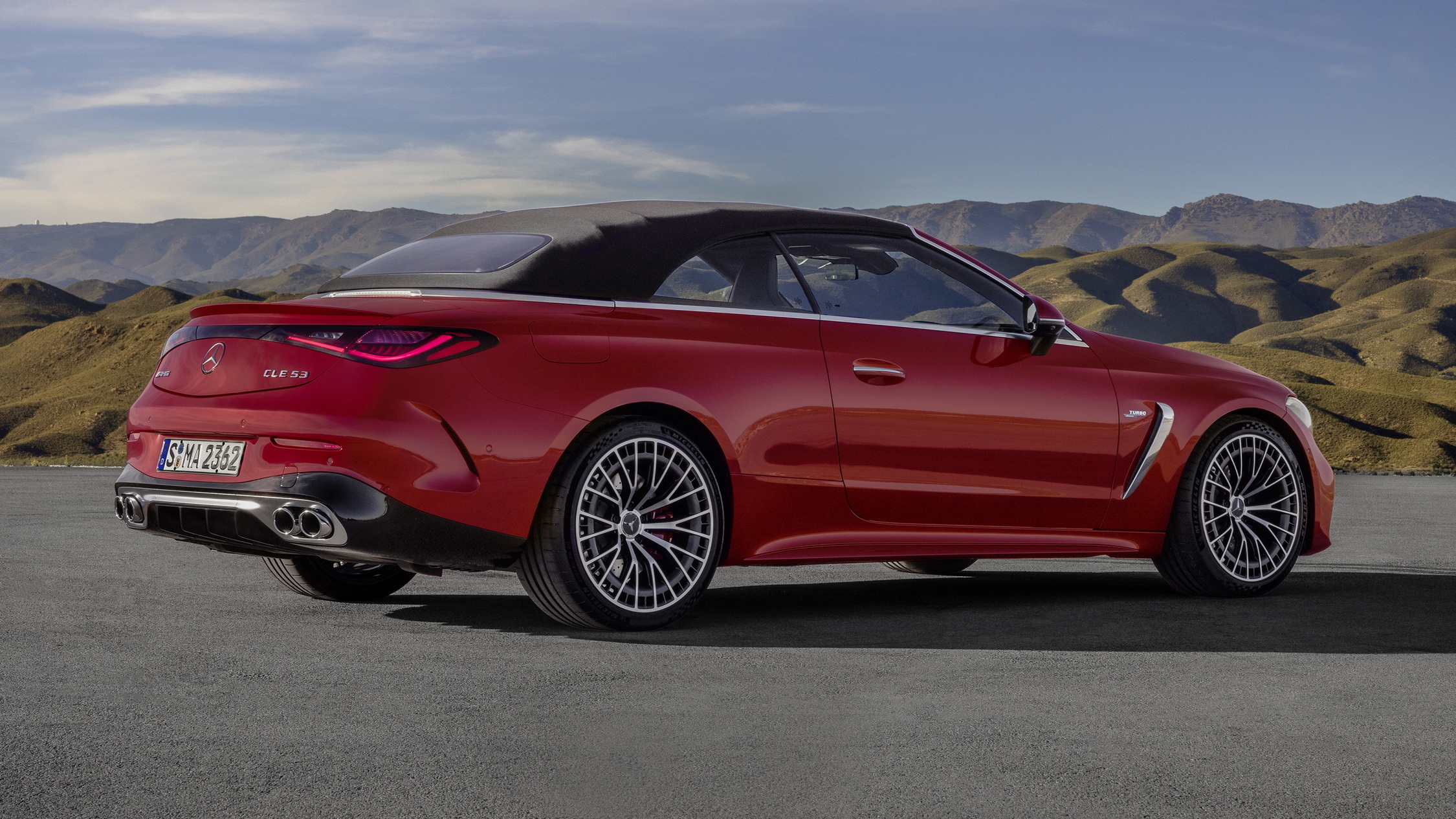 2025 Mercedes-AMG CLE 53 Cabriolet Combines A 443 Hp Mild Hybrid With A ...
