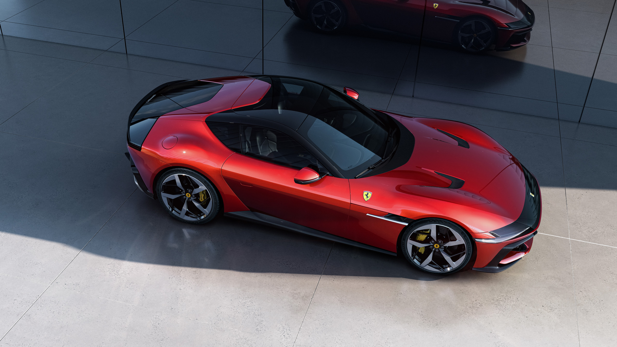Ferrari 12Cilindri Unleashed With 819 HP V12 That Screams All The Way ...