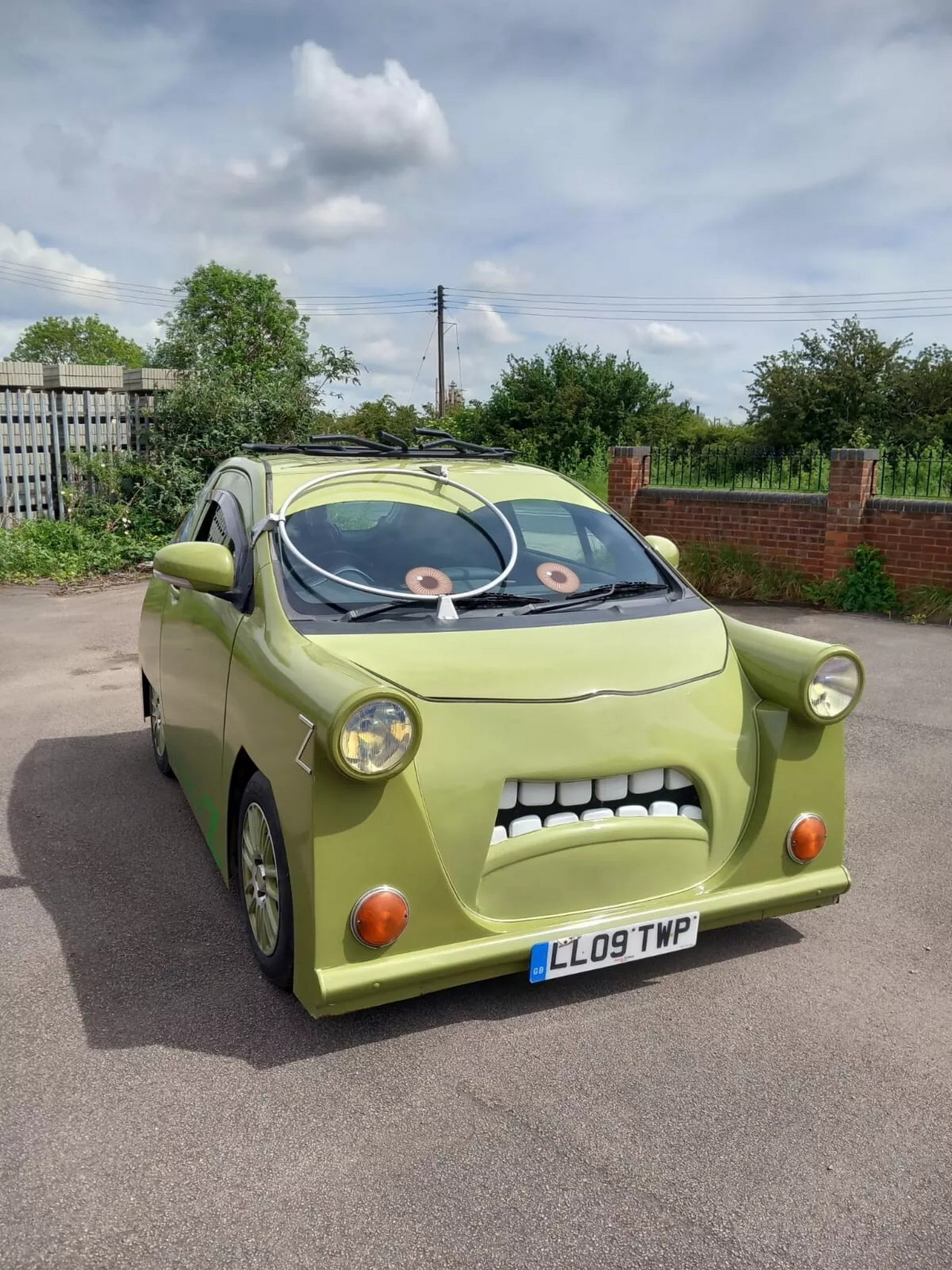 Anime Reject? This Toyota IQ Thinks It’s Professor Z From Cars 2 ...