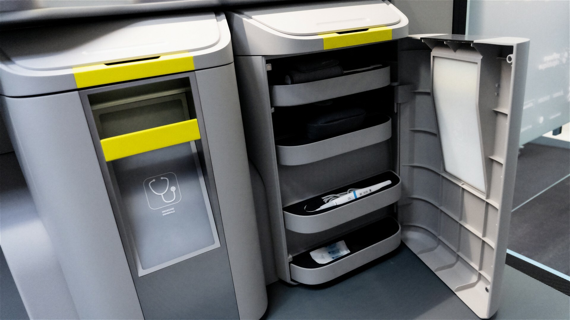 U1st Vision Concept Previews 2026 Electric Van From Renault And Volvo ...
