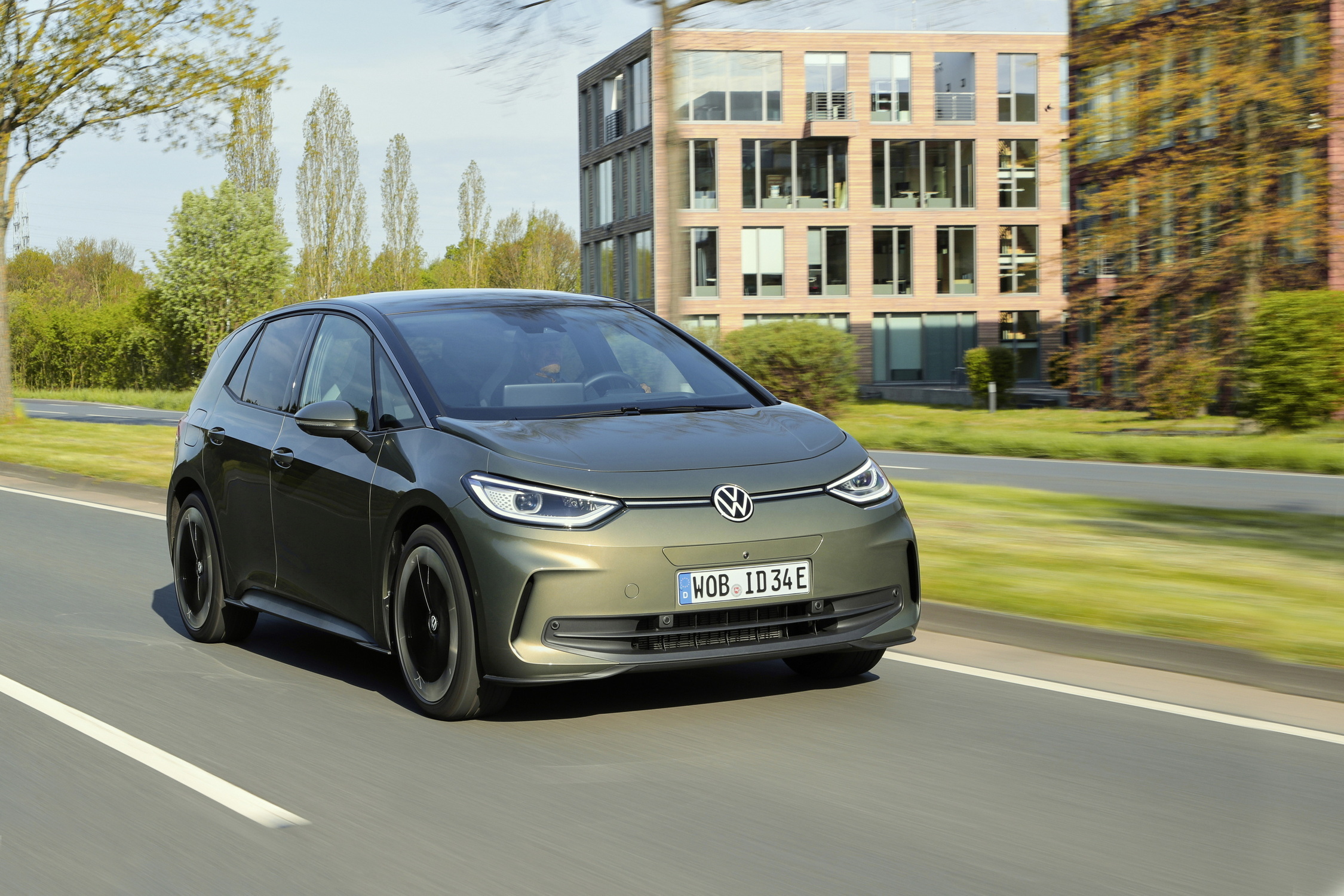 VW ID.3 Pro S Gets More Power, Faster Charging, And The Latest ...