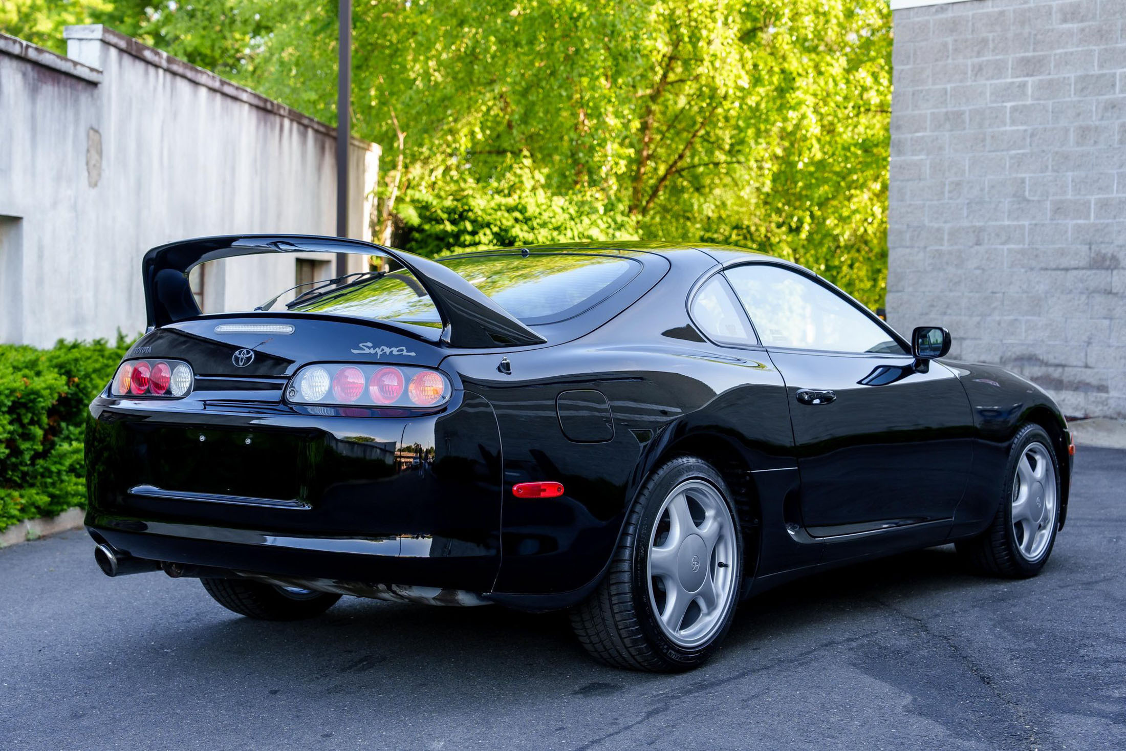 9.9k-Mile Manual 1995 Supra Turbo Nears $150,000 with 5 Days Left in ...