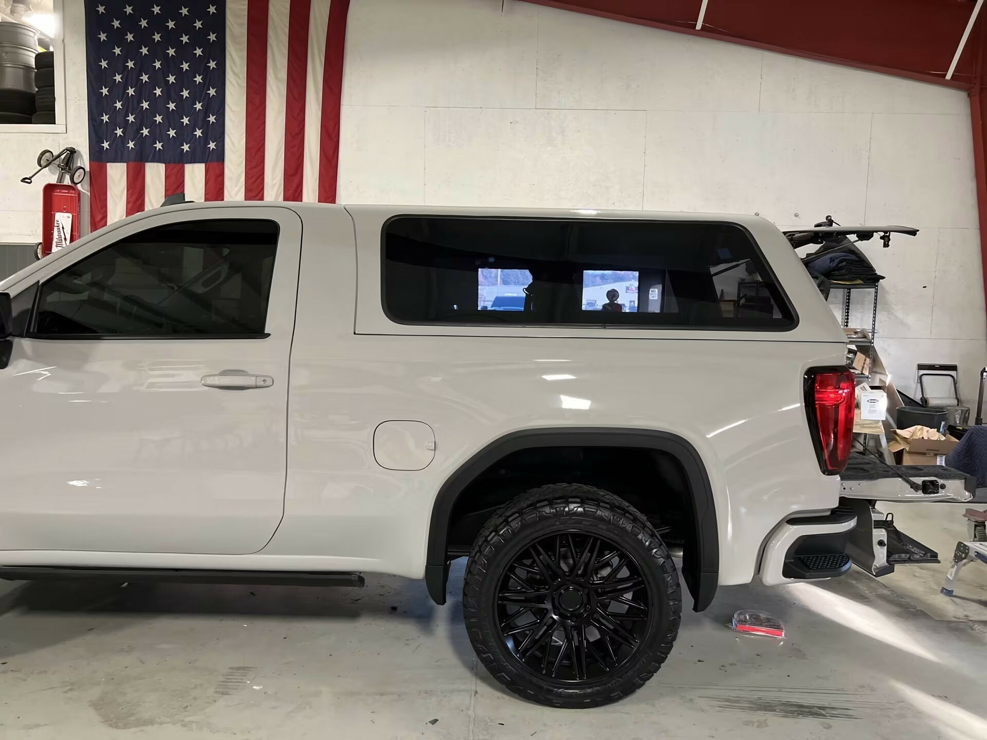Modern-Day GMC Jimmy Looks Awesome And Is Going Up For Auction | Carscoops