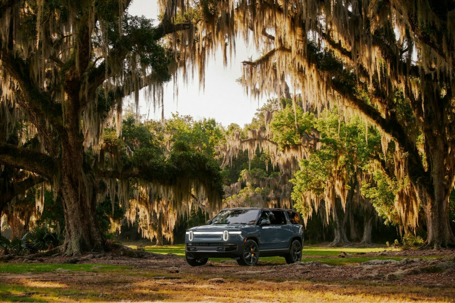 We’re Testing the 2025 Rivian R1S, Got Questions? | Carscoops