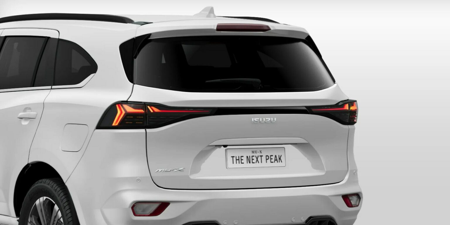 2025 Isuzu MU-X SUV Refreshed With Sharper Design | Carscoops