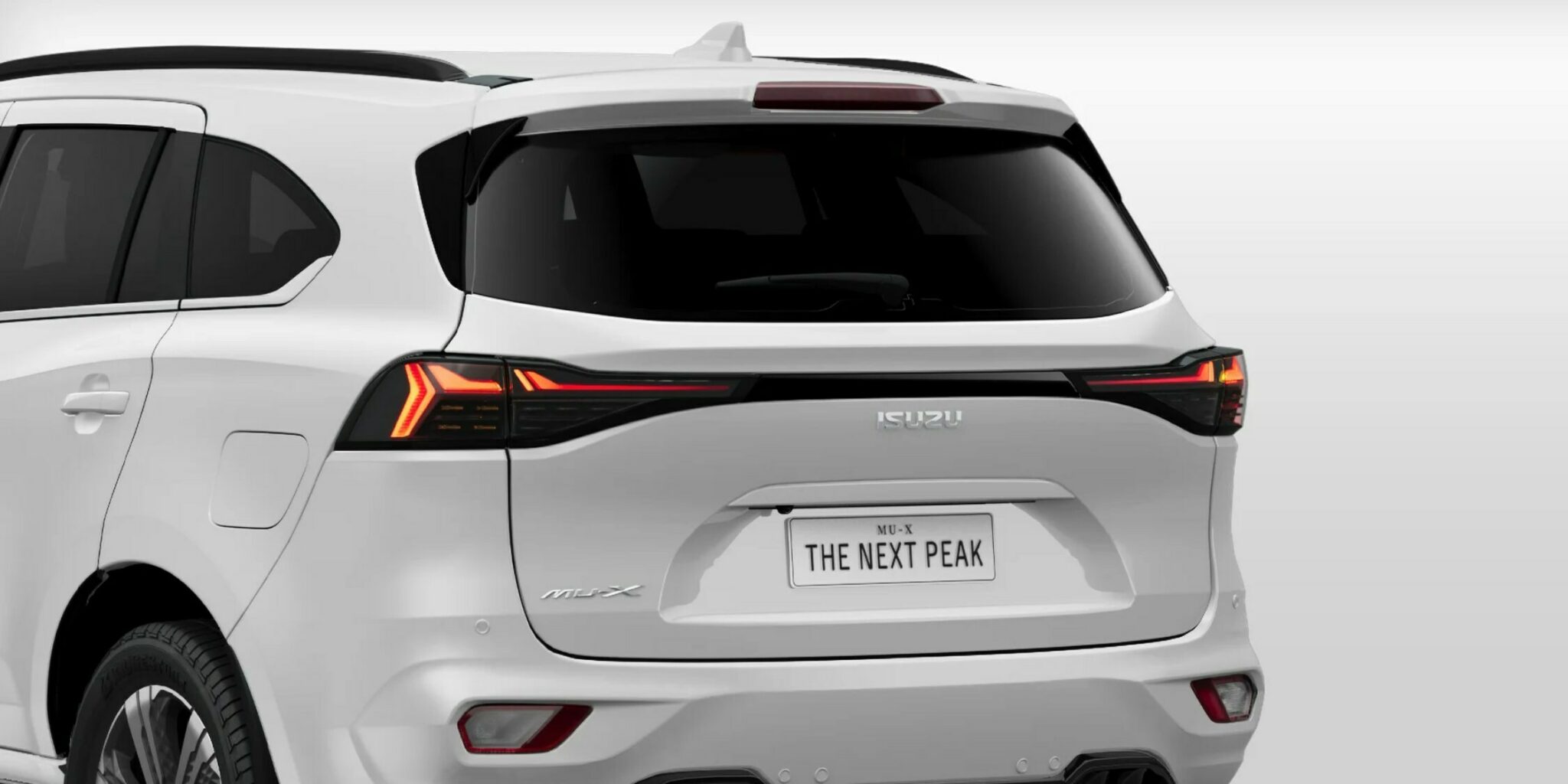 2025 Isuzu MU-X SUV Refreshed With Sharper Design | Carscoops