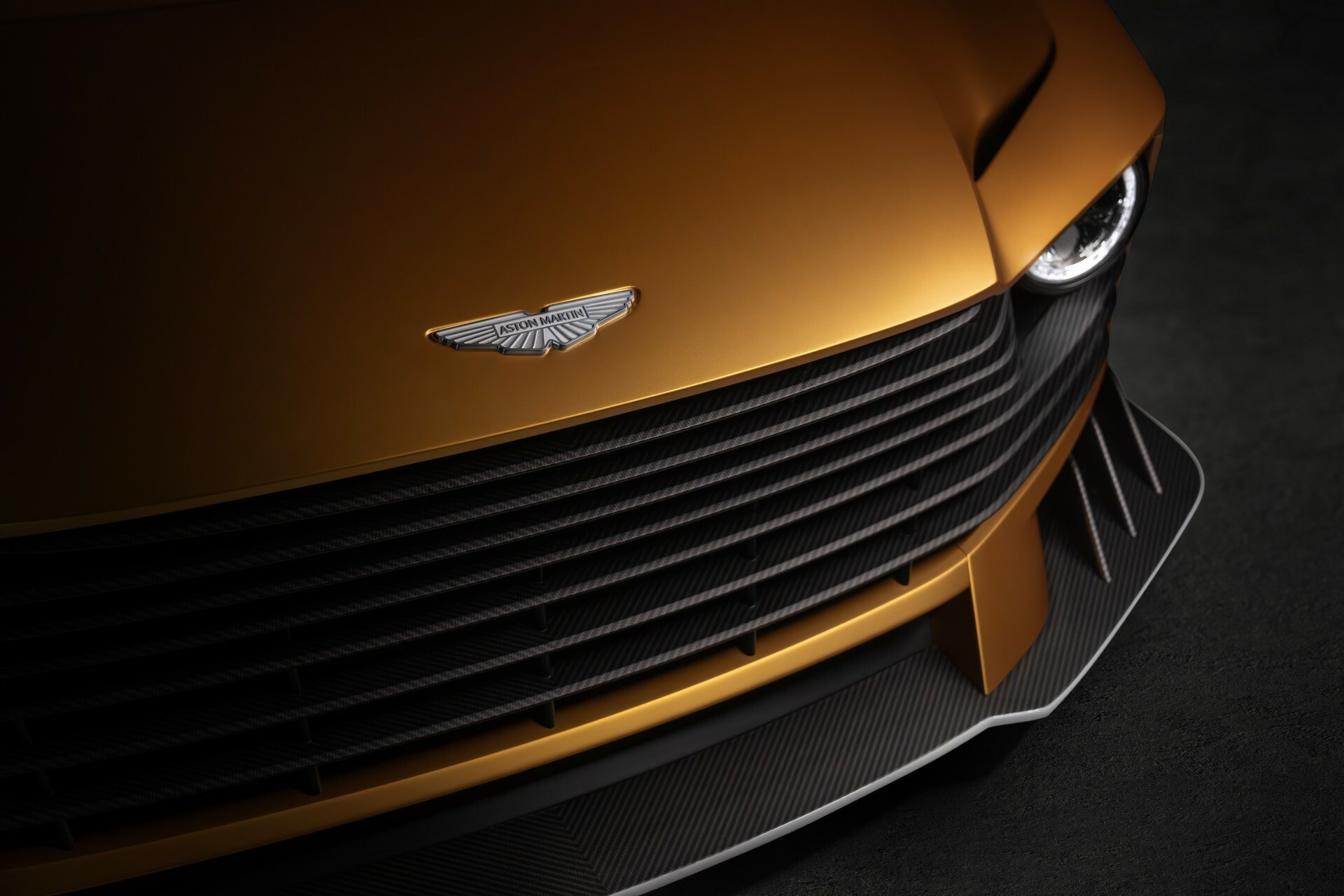 Aston Martin Valiant Is A Track-Focused Weapon With A Six-Speed Manual ...