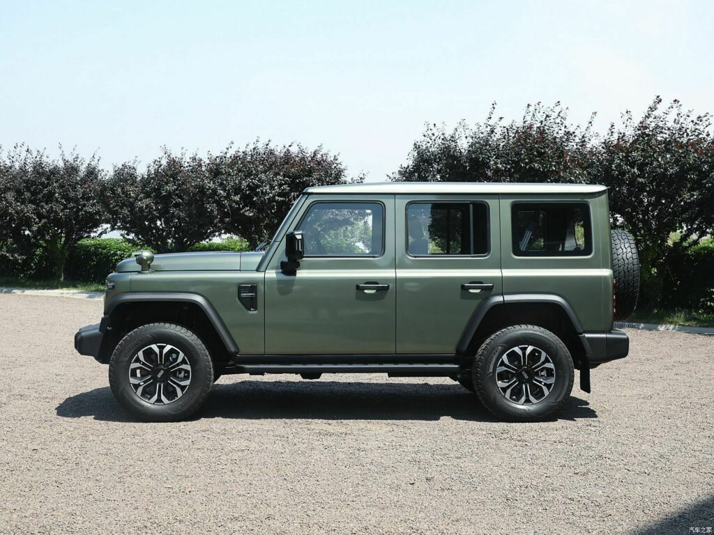 Can’t Decide Between A Jeep, A Bronco And A Defender? China’s New BAW ...