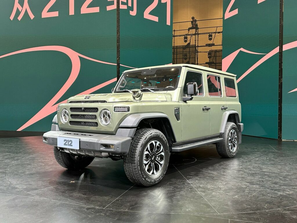 Can’t Decide Between A Jeep, A Bronco And A Defender? China’s New BAW ...