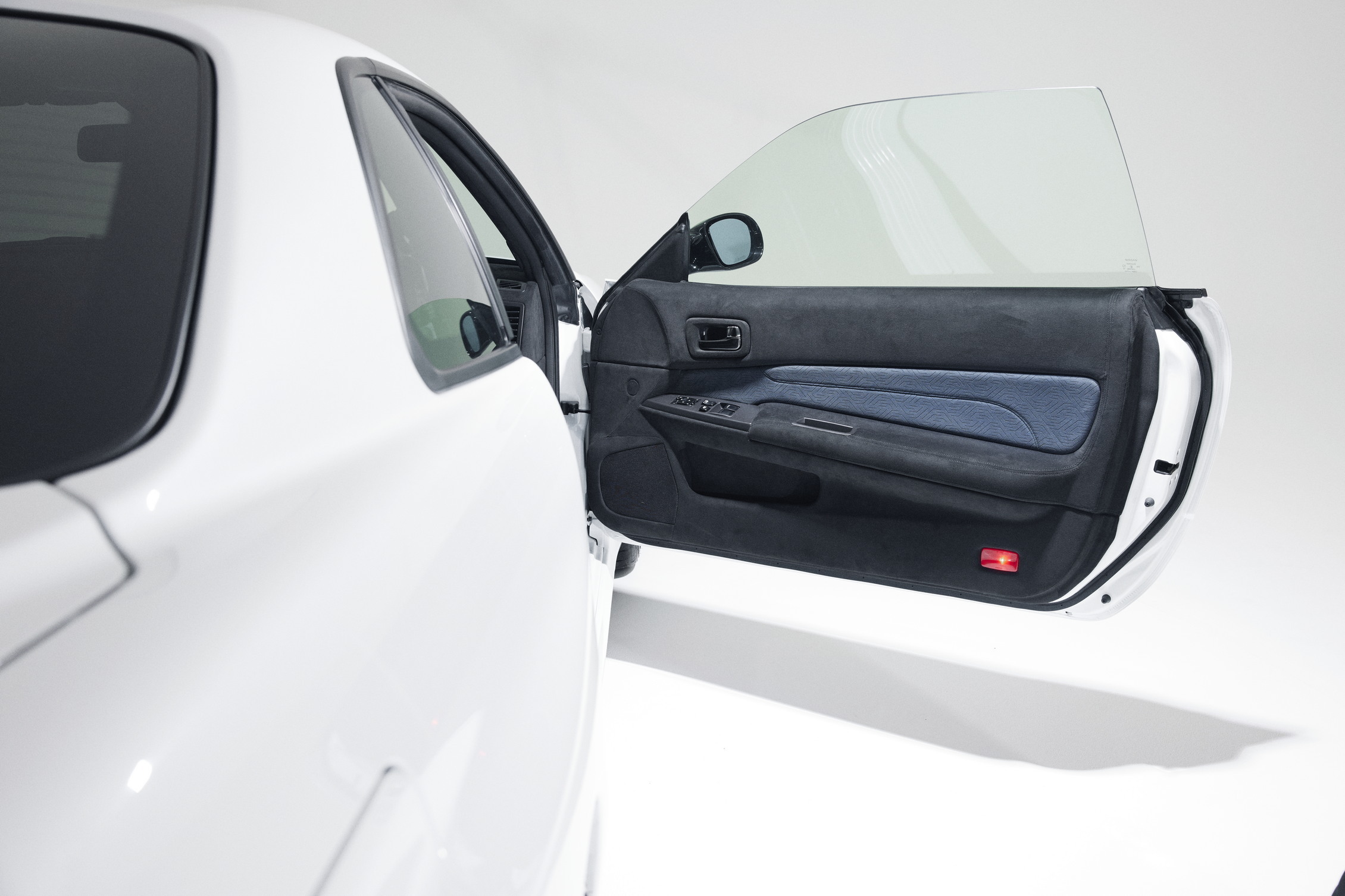 Built By Legends R34 Nissan Skyline GT-R Might Be The Ultimate Godzilla ...