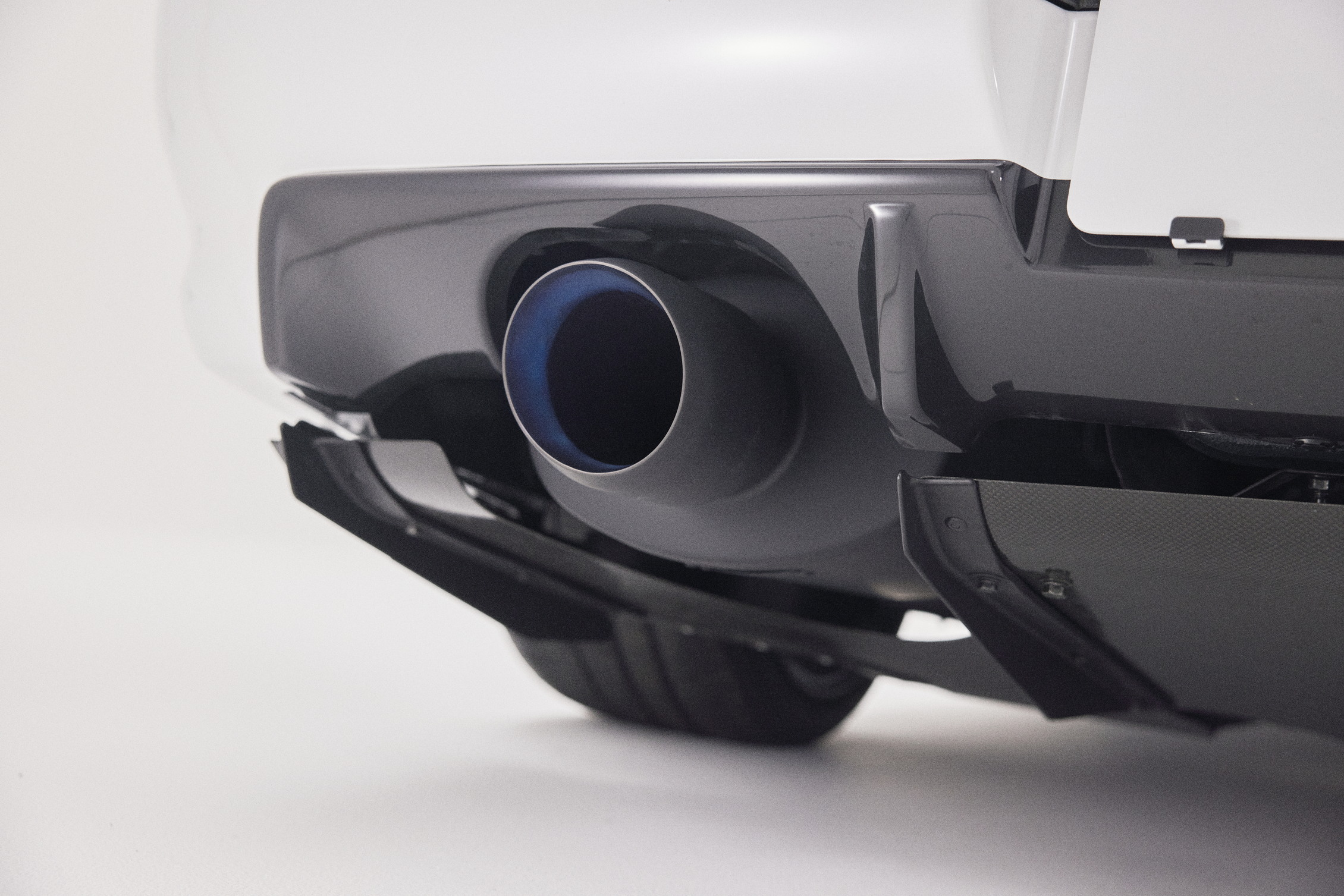 Built By Legends R34 Nissan Skyline GT-R Might Be The Ultimate Godzilla ...