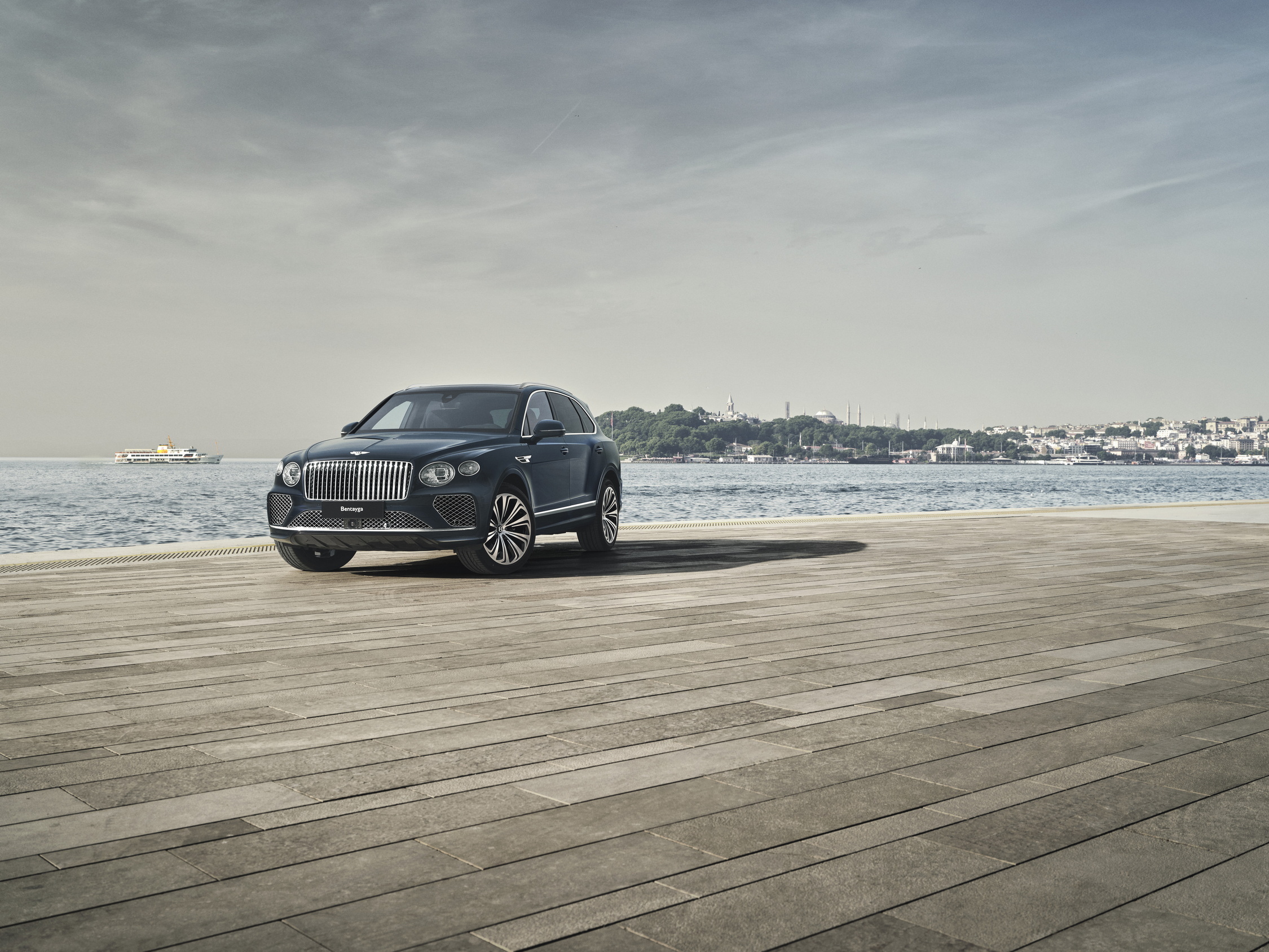 Bentley’s New Istanbul Editions Are Souvenirs You Can Drive | Carscoops