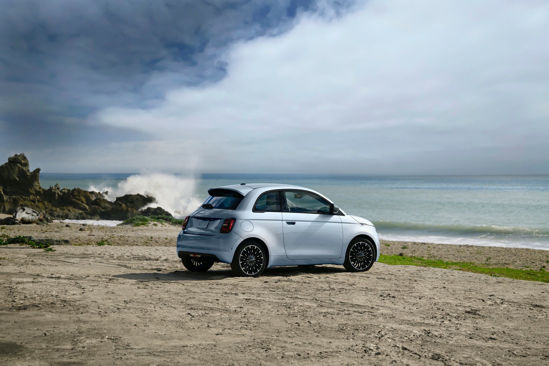 Fiat 500e “Inspired By Los Angeles” Offers Fancy Colors For $36,000 ...