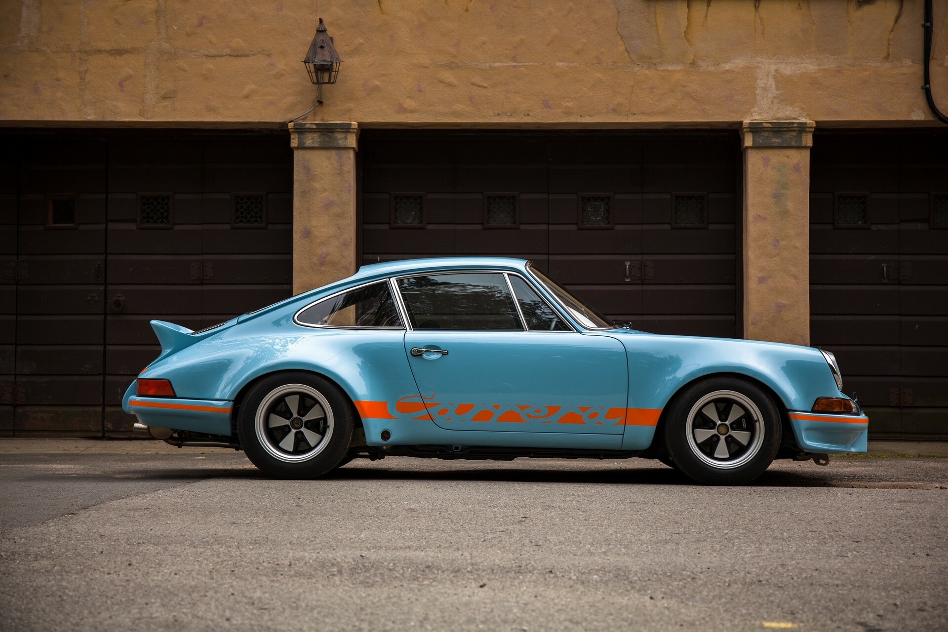 The RSR Project’s Gulf Blue Restomod 911 Is A $375,000 Showstopper ...