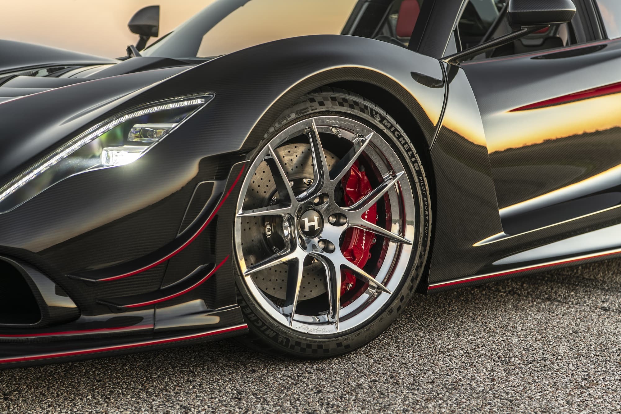 Hennessey’s Venom F5 Carbon Series Shows Off Bumper-to-Bumper Matching ...