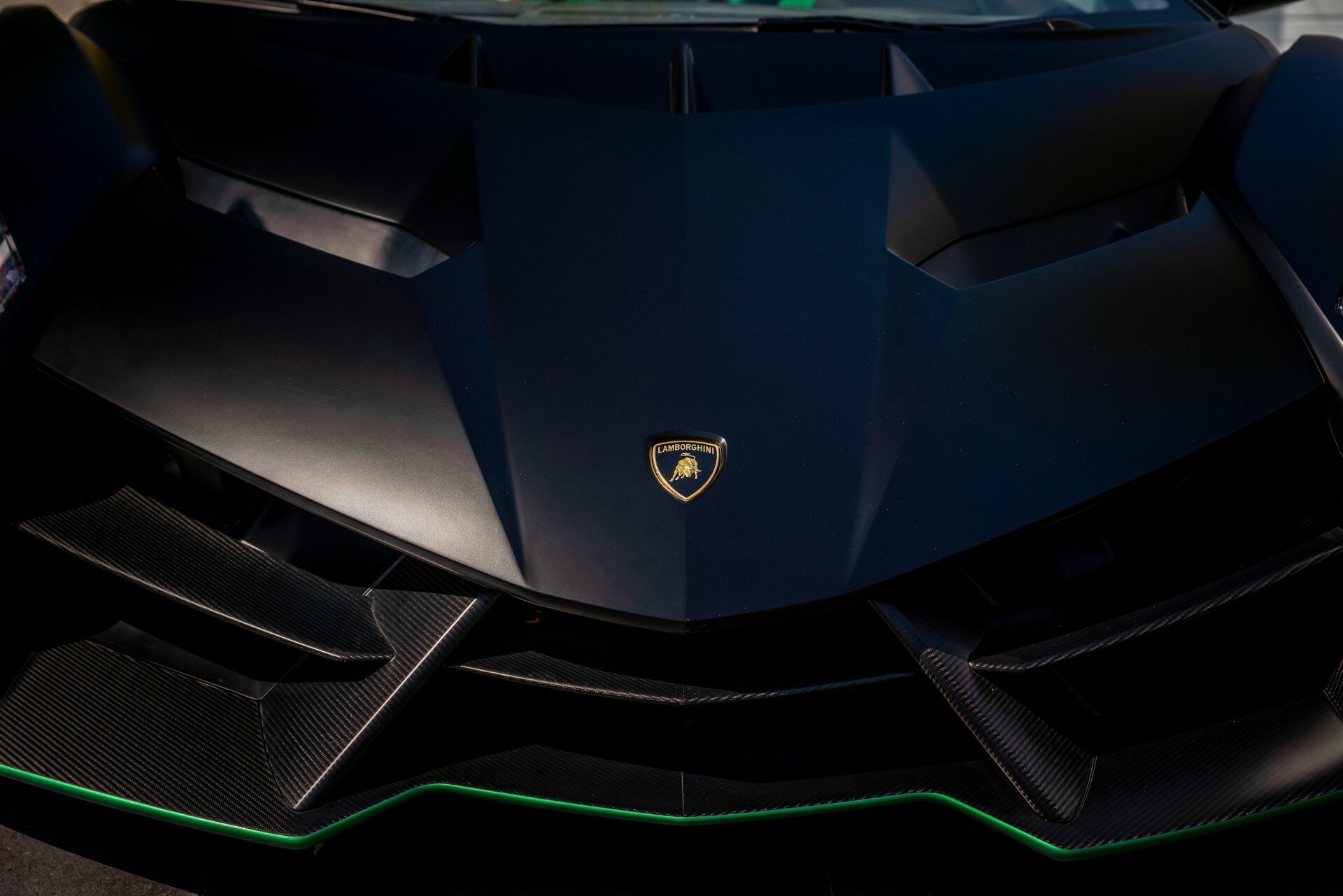 $6M Lamborghini Veneno Becomes Most Expensive Car Sold Online | Carscoops