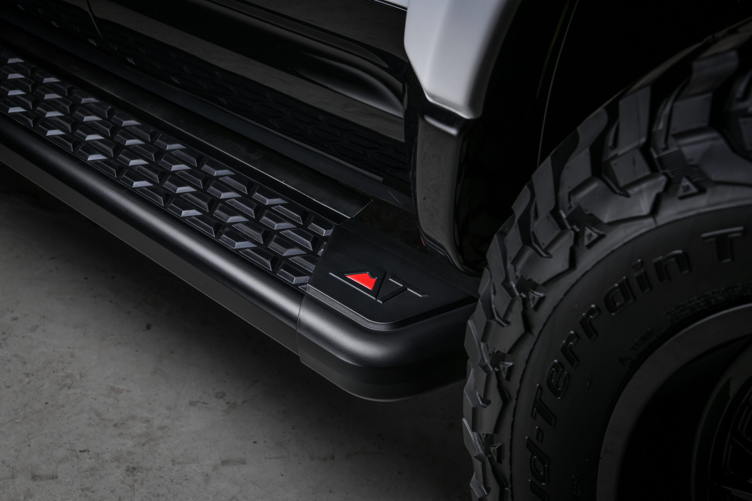 Land Rover Defender Gets Ready To Conquer With Giant Fender Flares And ...