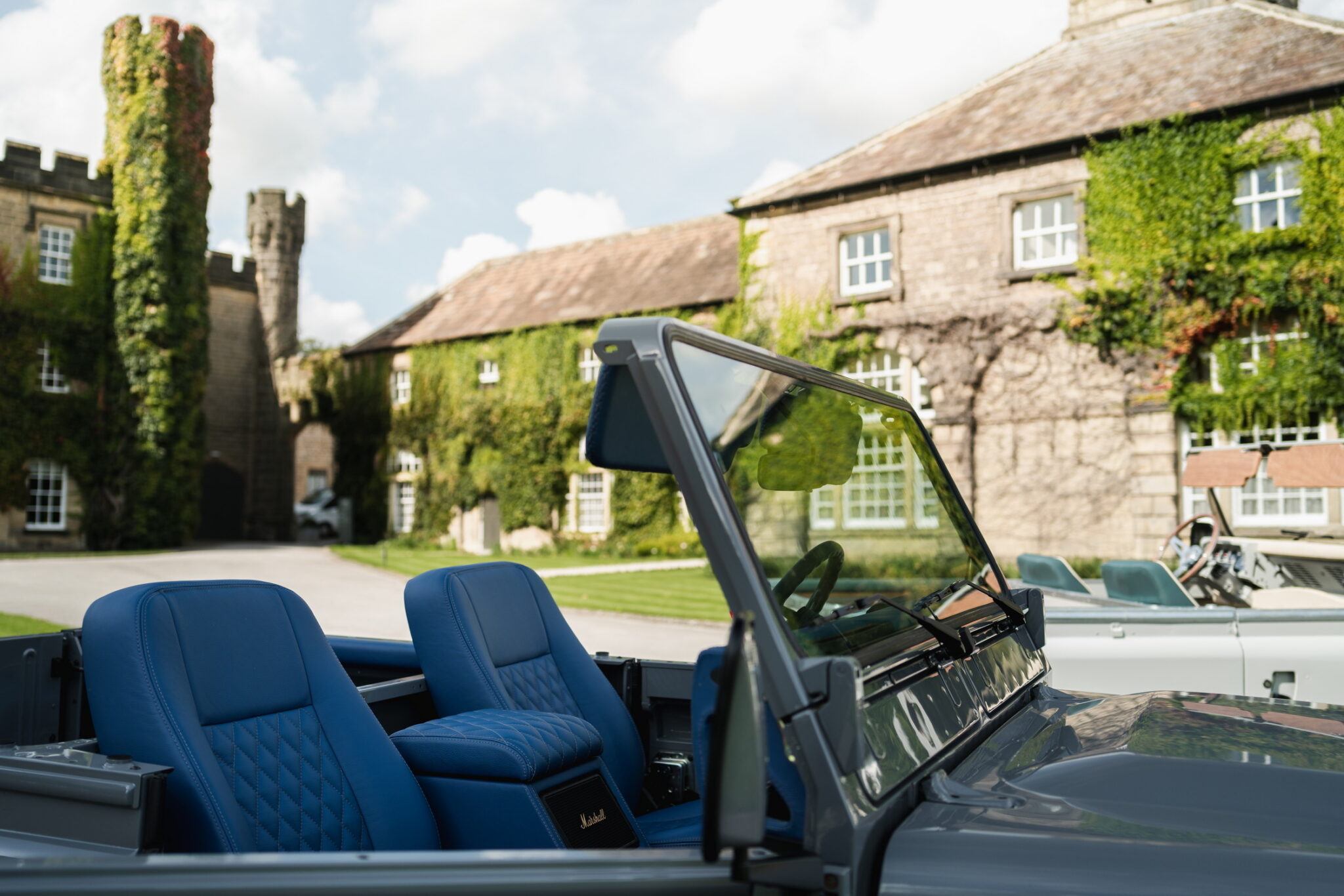 F1 Driver Lando Norris’ Other Car Is A Roofless Land Rover Defender ...