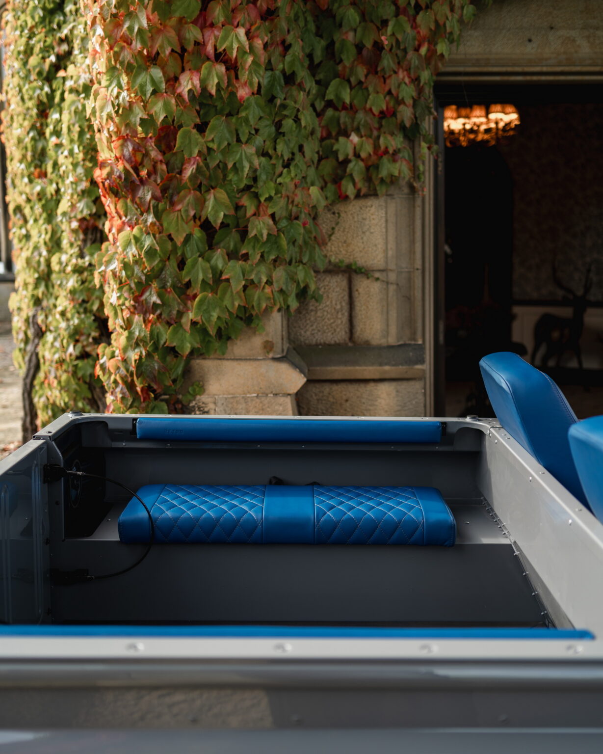 F1 Driver Lando Norris’ Other Car Is A Roofless Land Rover Defender ...