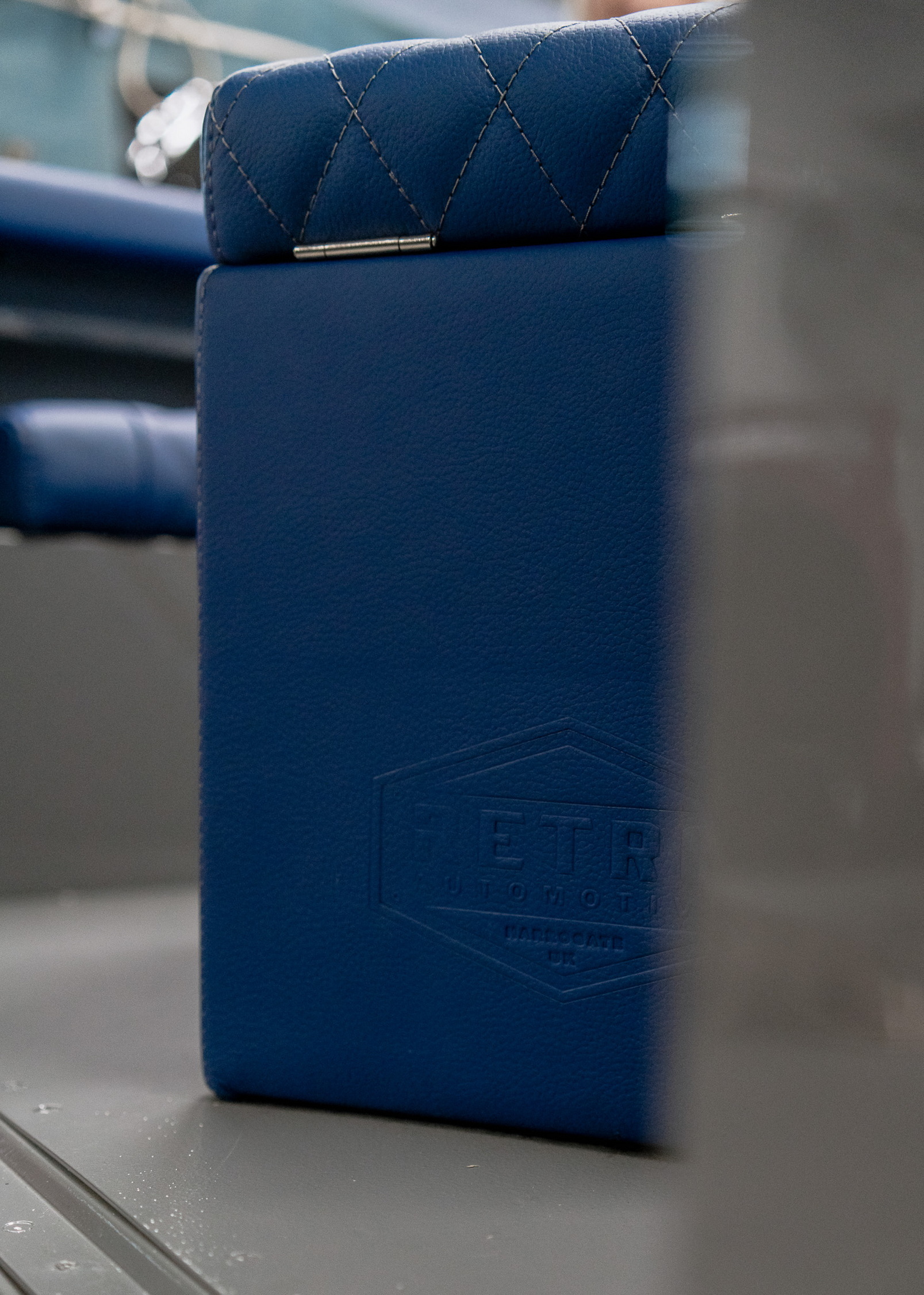 F1 Driver Lando Norris’ Other Car Is A Roofless Land Rover Defender ...