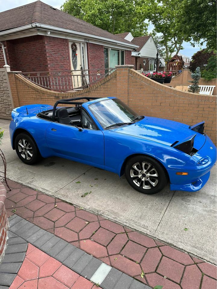This Mazda MX-5 Has Confused Its NAs With Its NDs | Carscoops