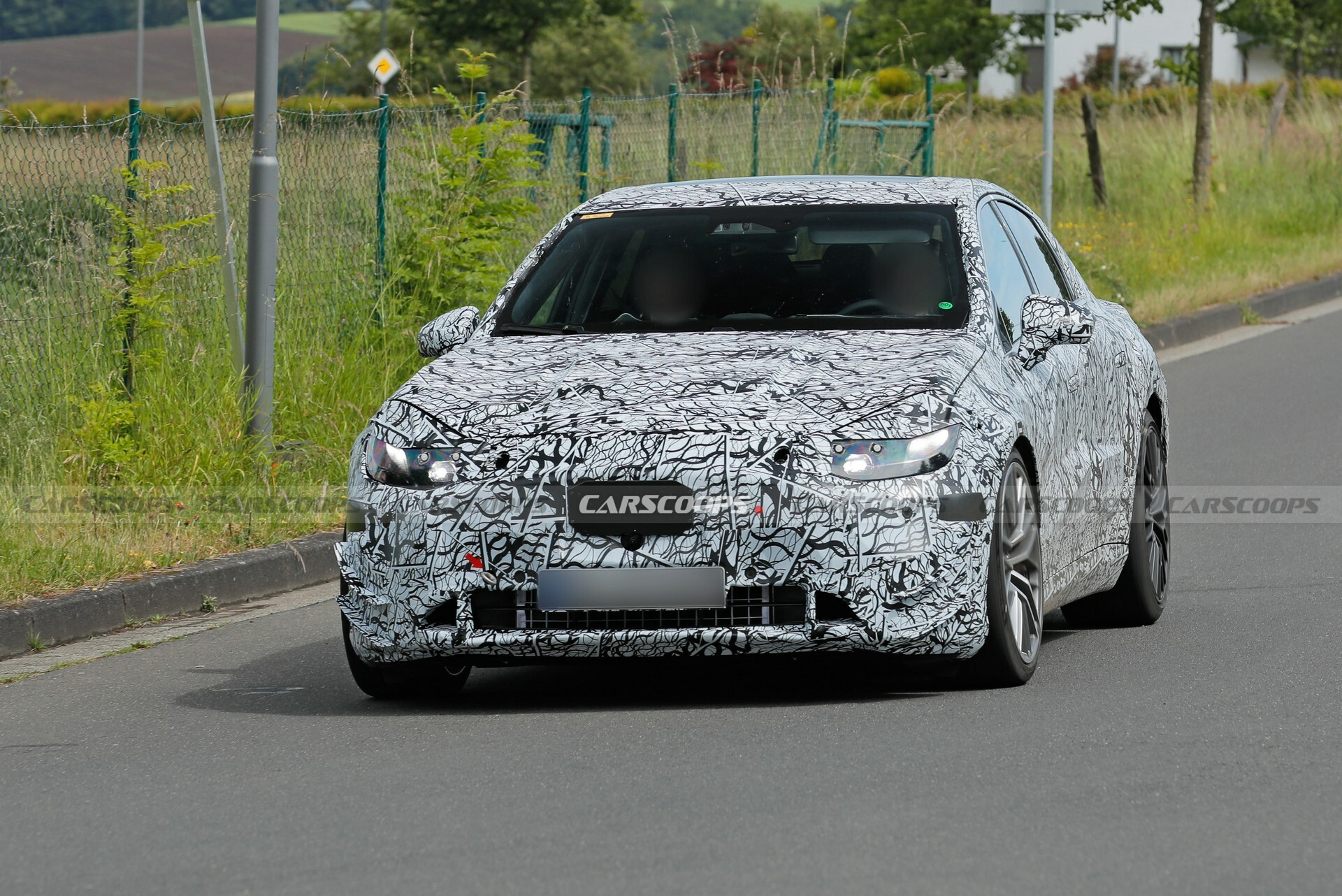 Mercedes Amg X500 2026 2026 mercedes - amg Eqc Is Coming For The Tesla ...