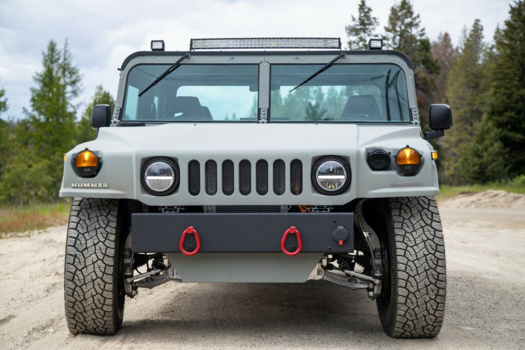 This 1000 HP Hummer H1 Electromod Has A Tesla Heart | Carscoops
