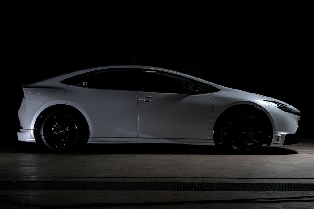 Tom’s Racing Gives The Toyota Prius Aero Wings | Carscoops