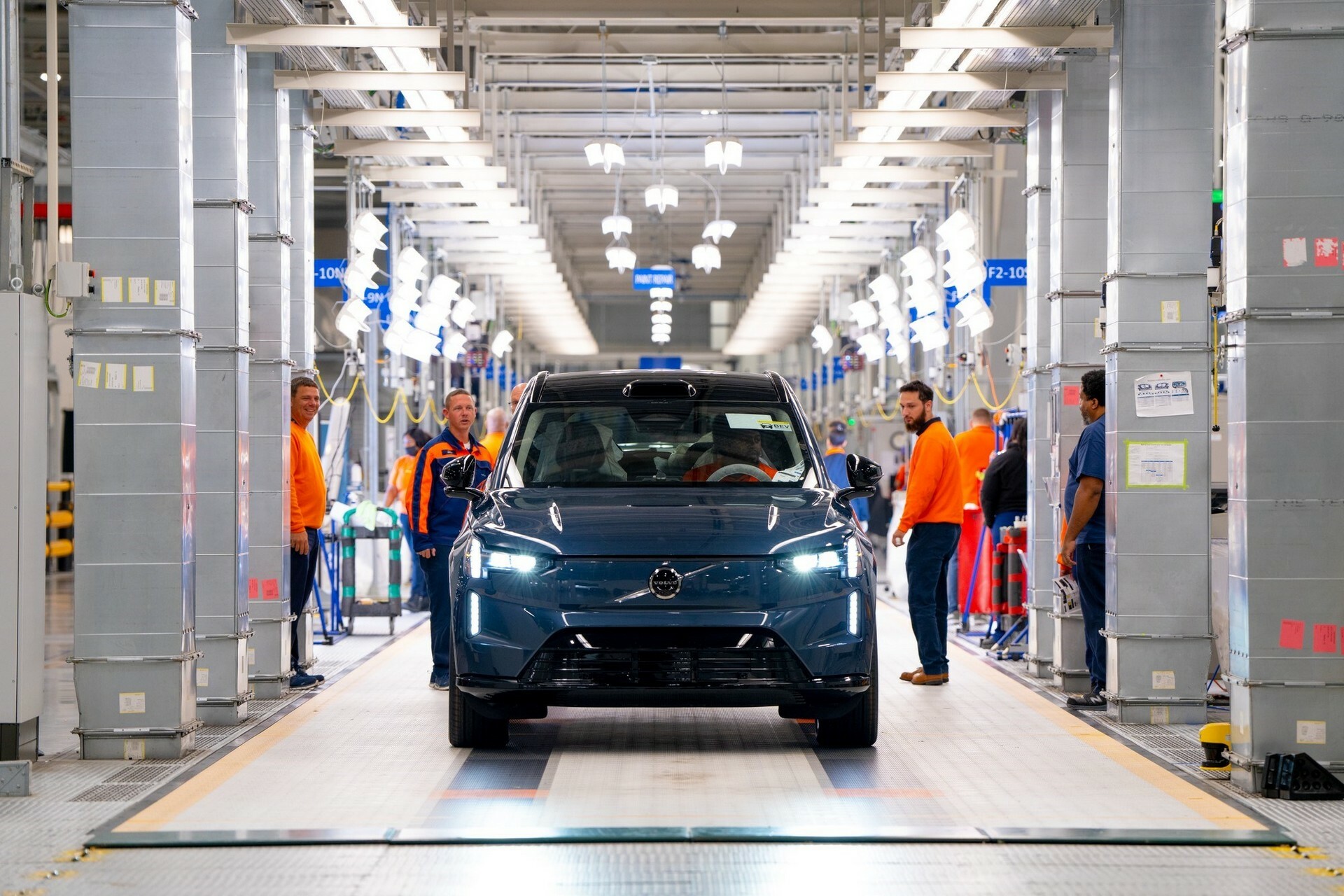 Volvo Finally Begins US Production Of EX90 Electric SUV After Buggy ...