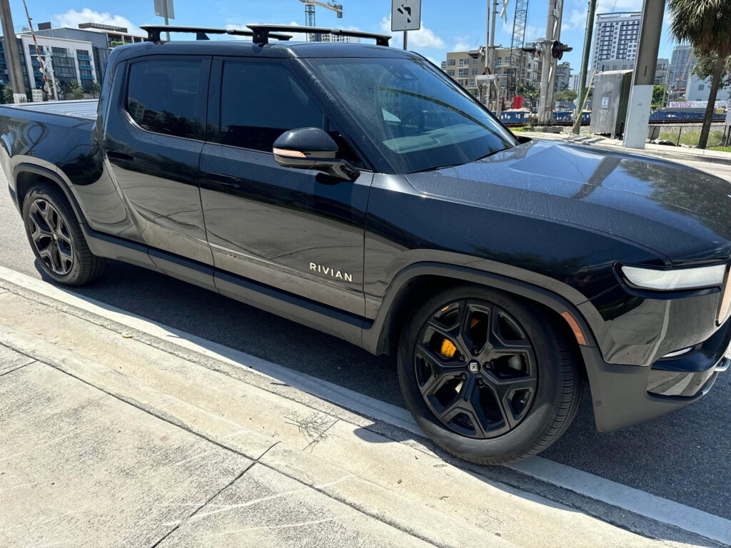 Rivian R1T Owners Report Wheels Falling Off After Service | Carscoops