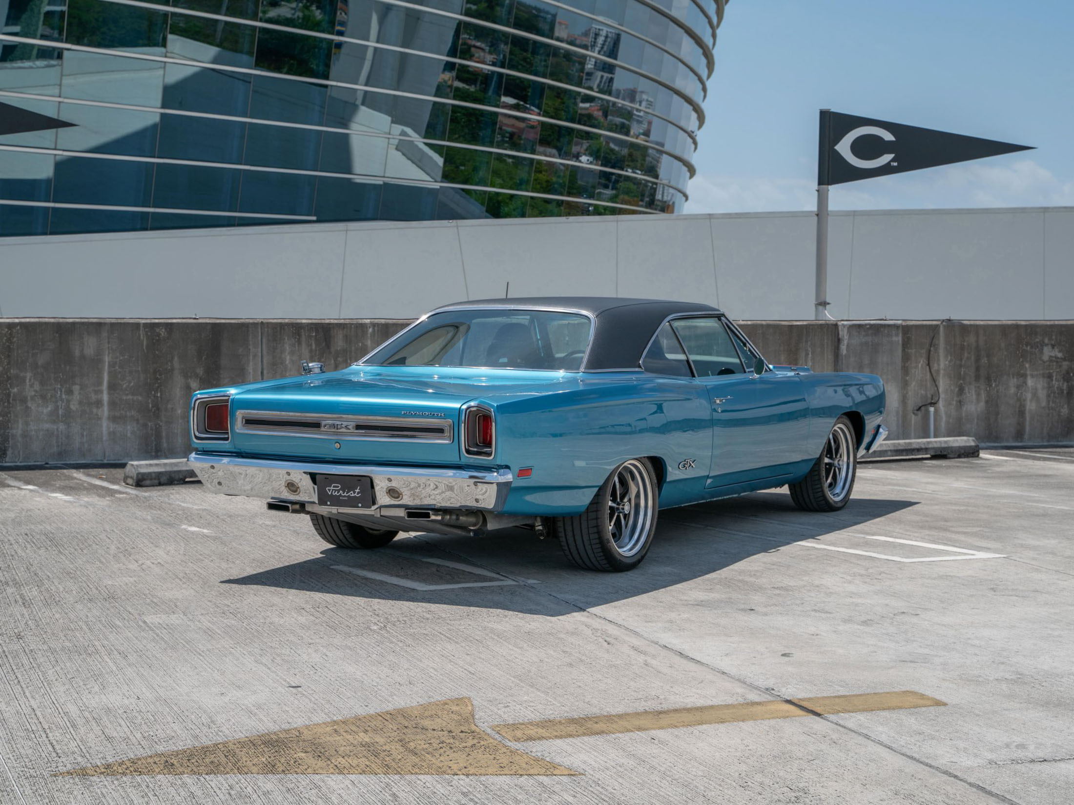 Supercharged, Viper V10-Powered Plymouth GTX Takes SRT Back To The ’60s ...